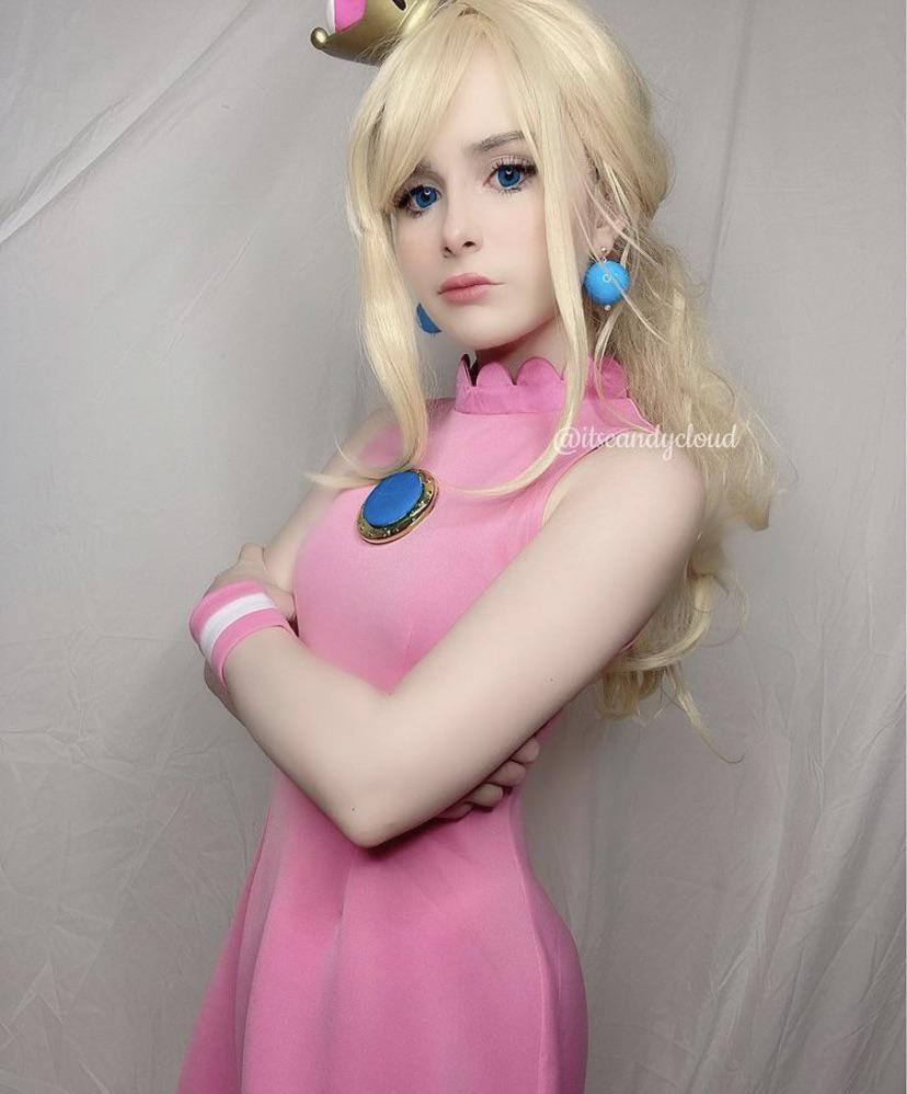 Princess Peach Cosplay By Me Ig Itscandycloud Scrolller