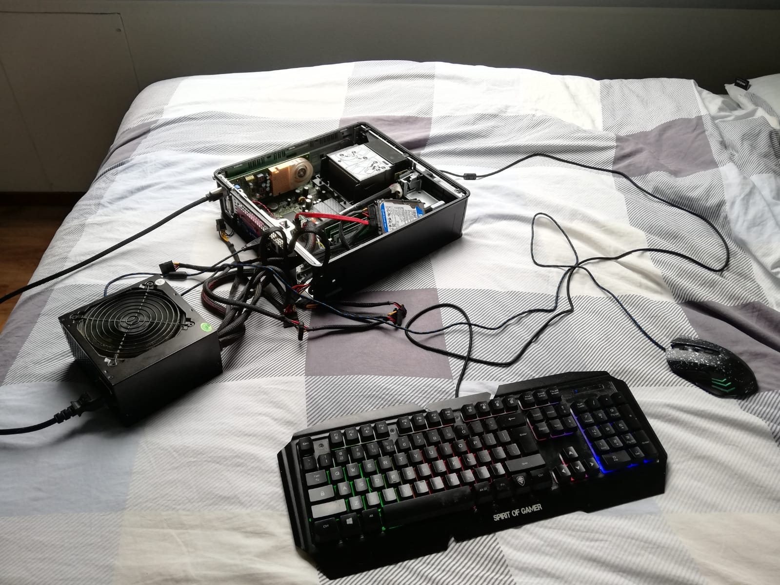 Pro gaming setup | Scrolller