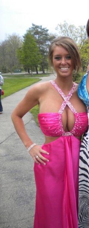 Prom Dress Scrolller