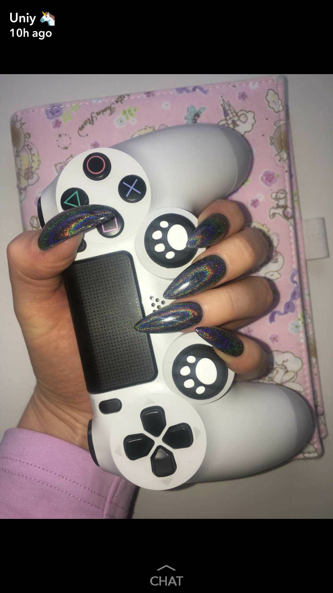 Ps4 controller and sparkly black nails | Scrolller