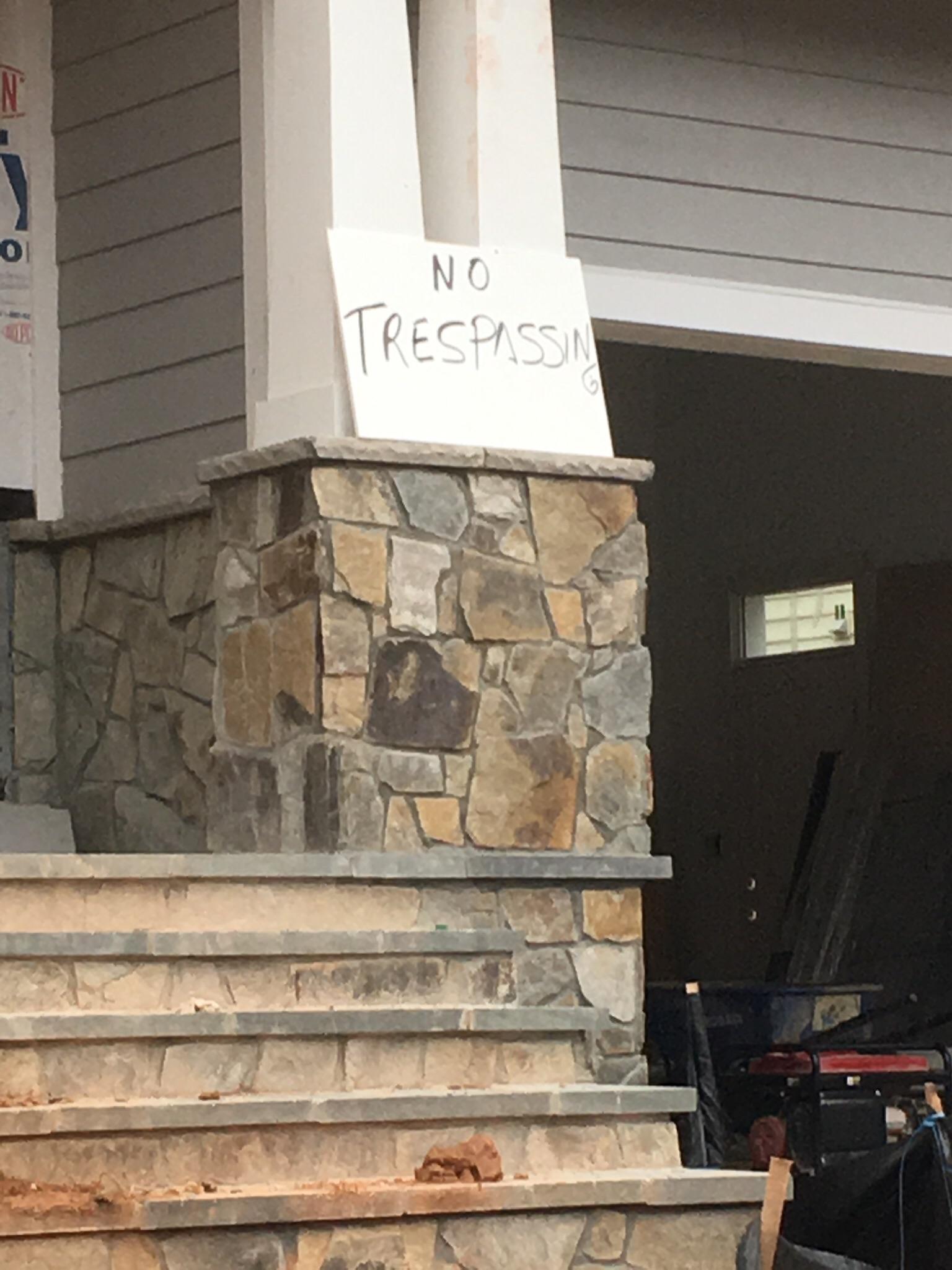 *pshaw, I know how big letters should be | Scrolller