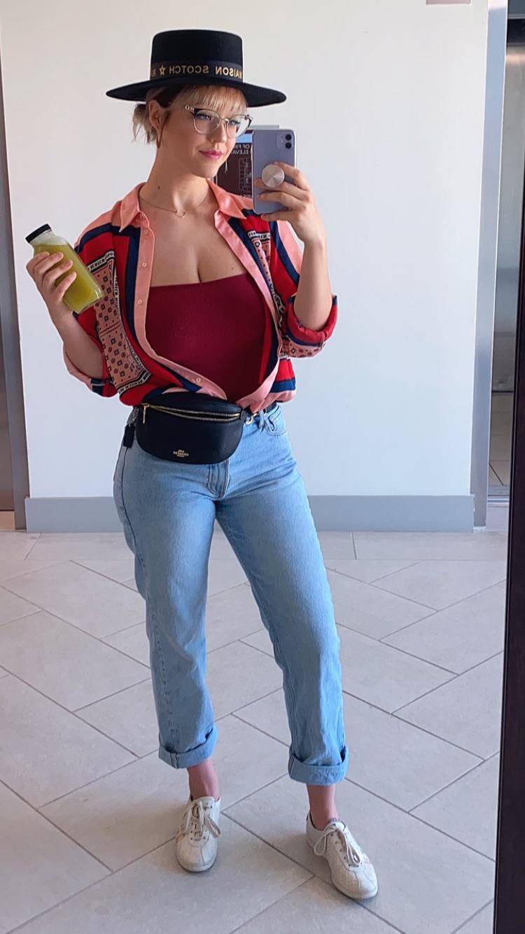 Pulling it off... | Scrolller