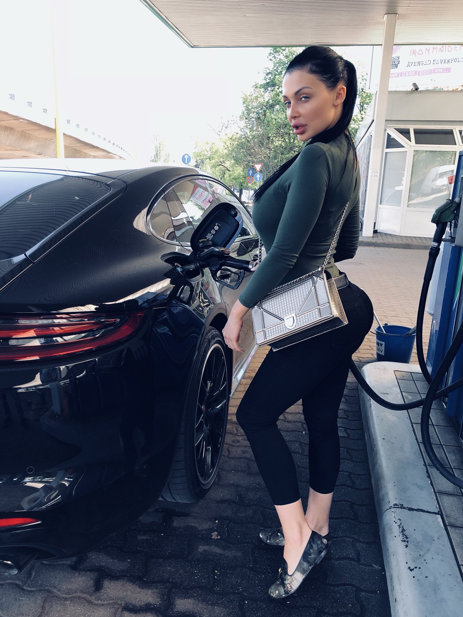 Pumping gas | Scrolller