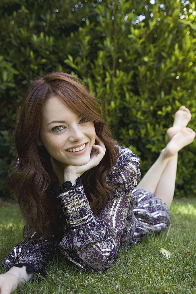 Emma Stone Scrolller