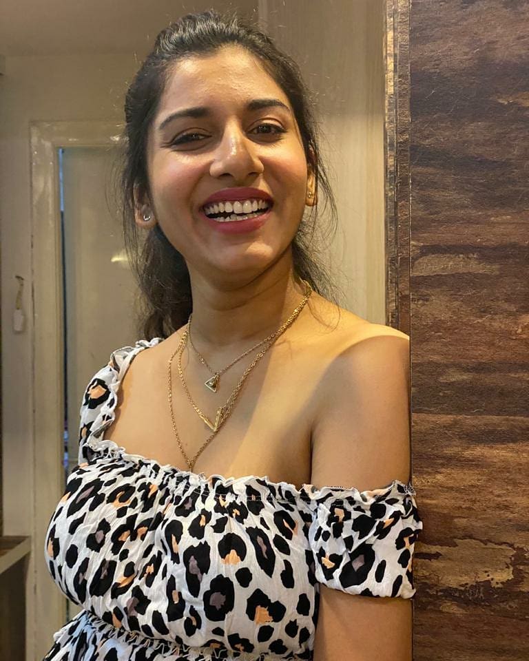 Qt Nose Beau Vishnu Priya | Scrolller