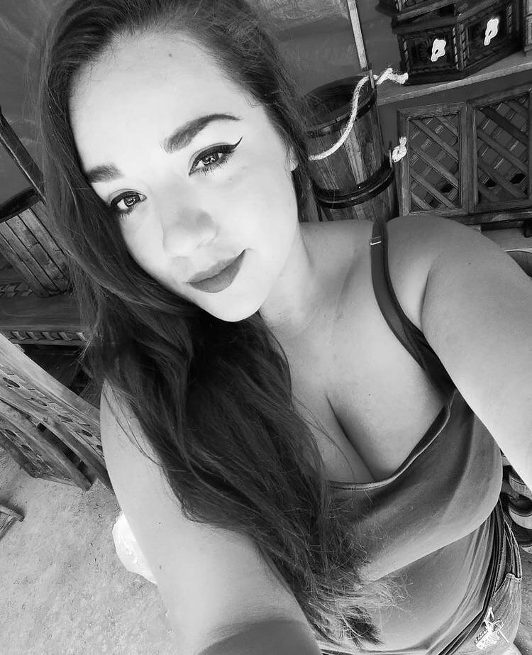 Que opinan de mi novia? Dale ⬆️ si quieres que suba foto de sus tetotas | Scrolller