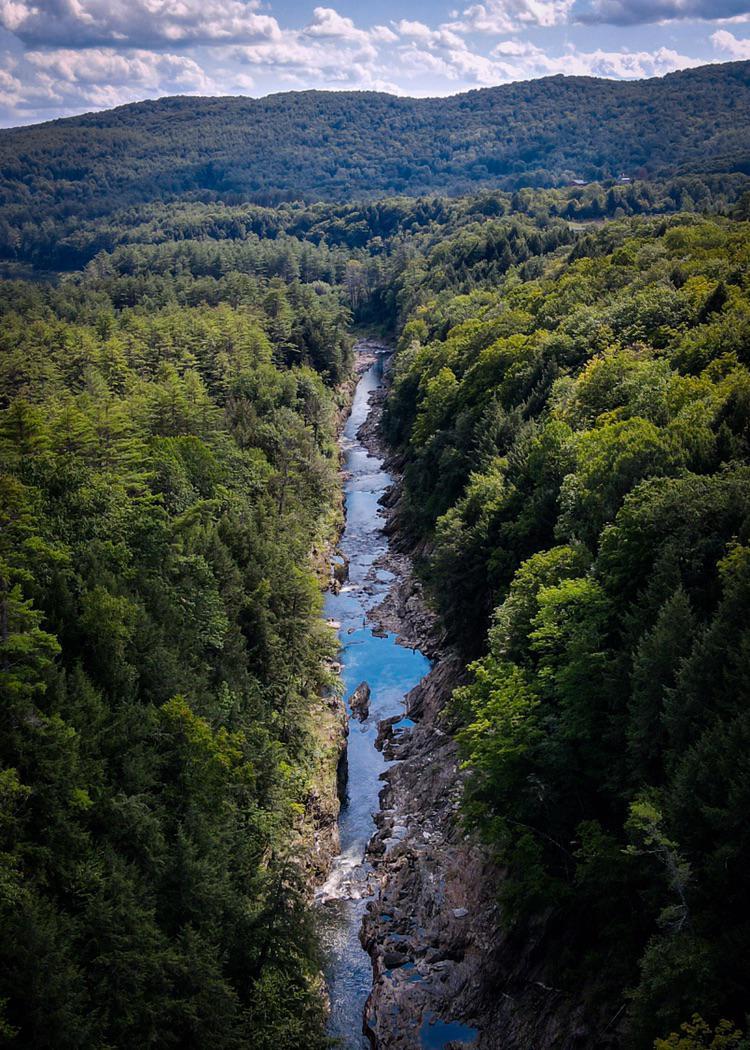 Quechee Gorge, Vermont | Mavic Air 2 | Scrolller