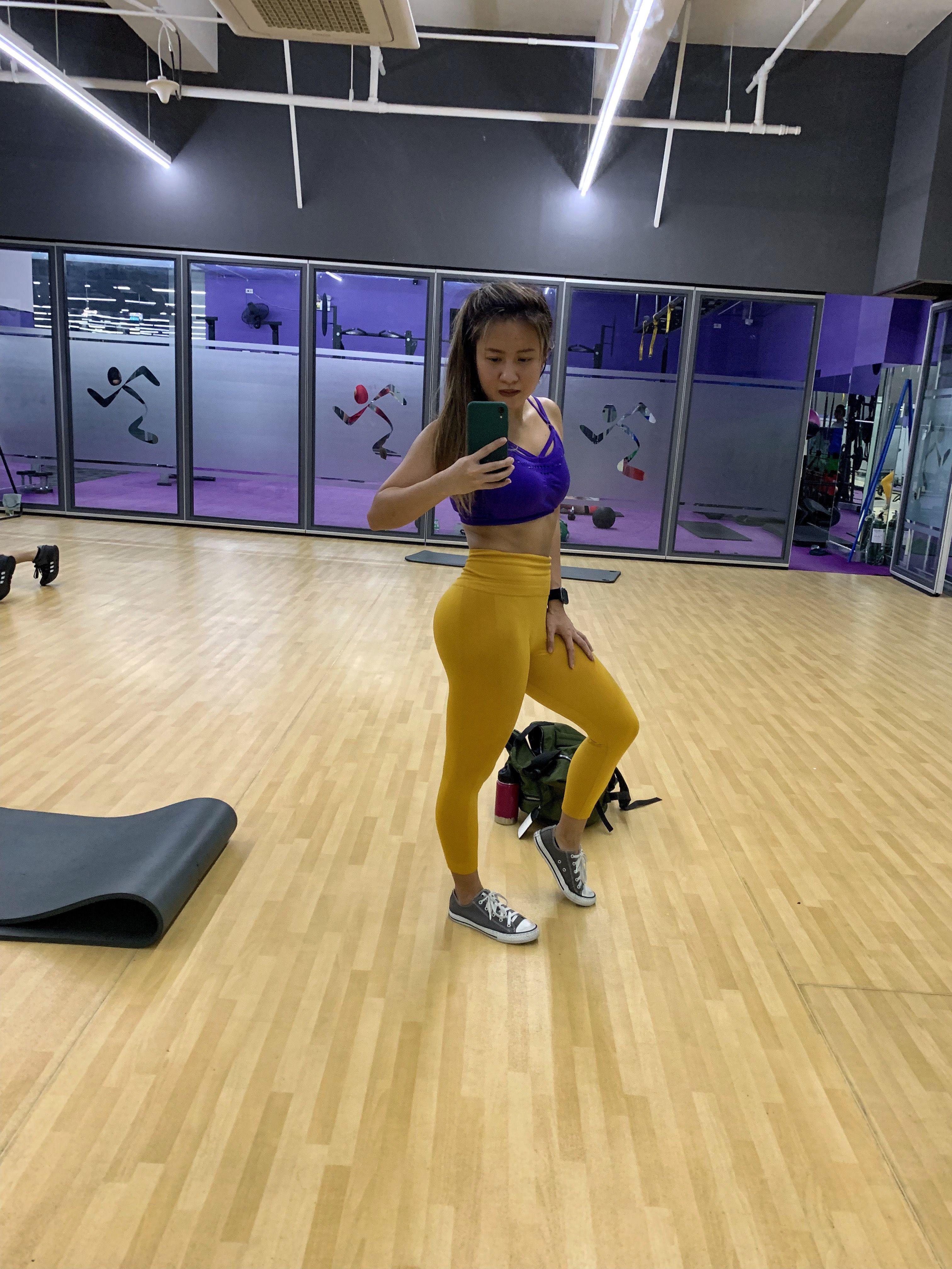 Quick gym selfie! Leg workout done | Scrolller