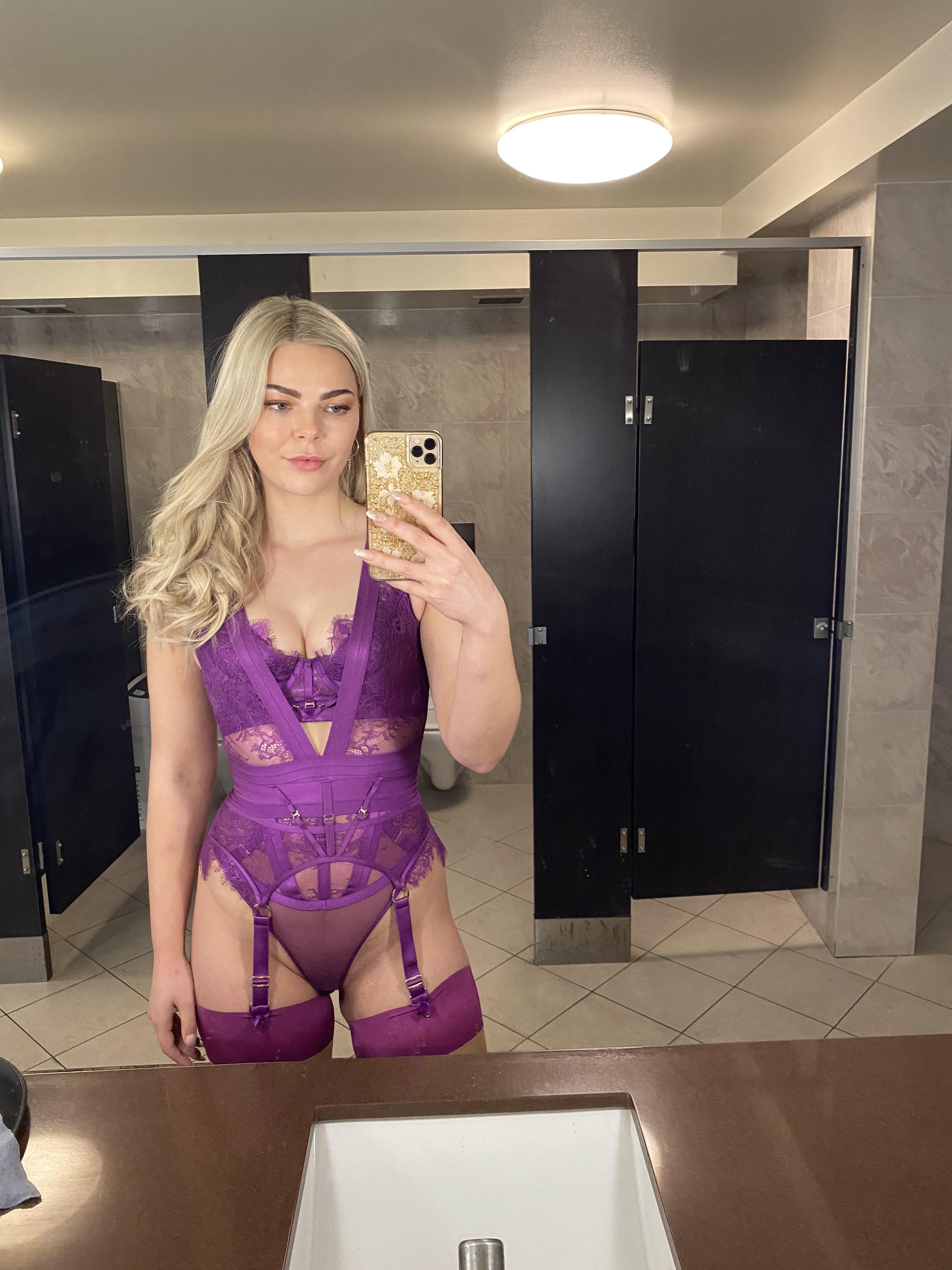 Quick selfie at work in Belinda Orchid 💜 | Scrolller