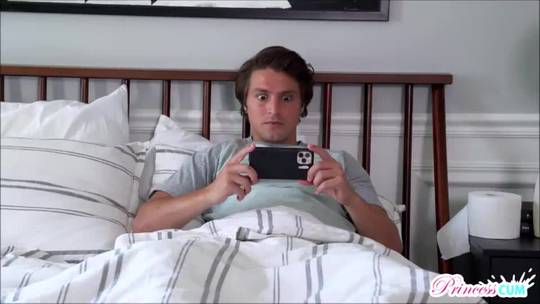 [Blake Blossom, 20] 'Step Sister Wants Your Seed' | Scrolller