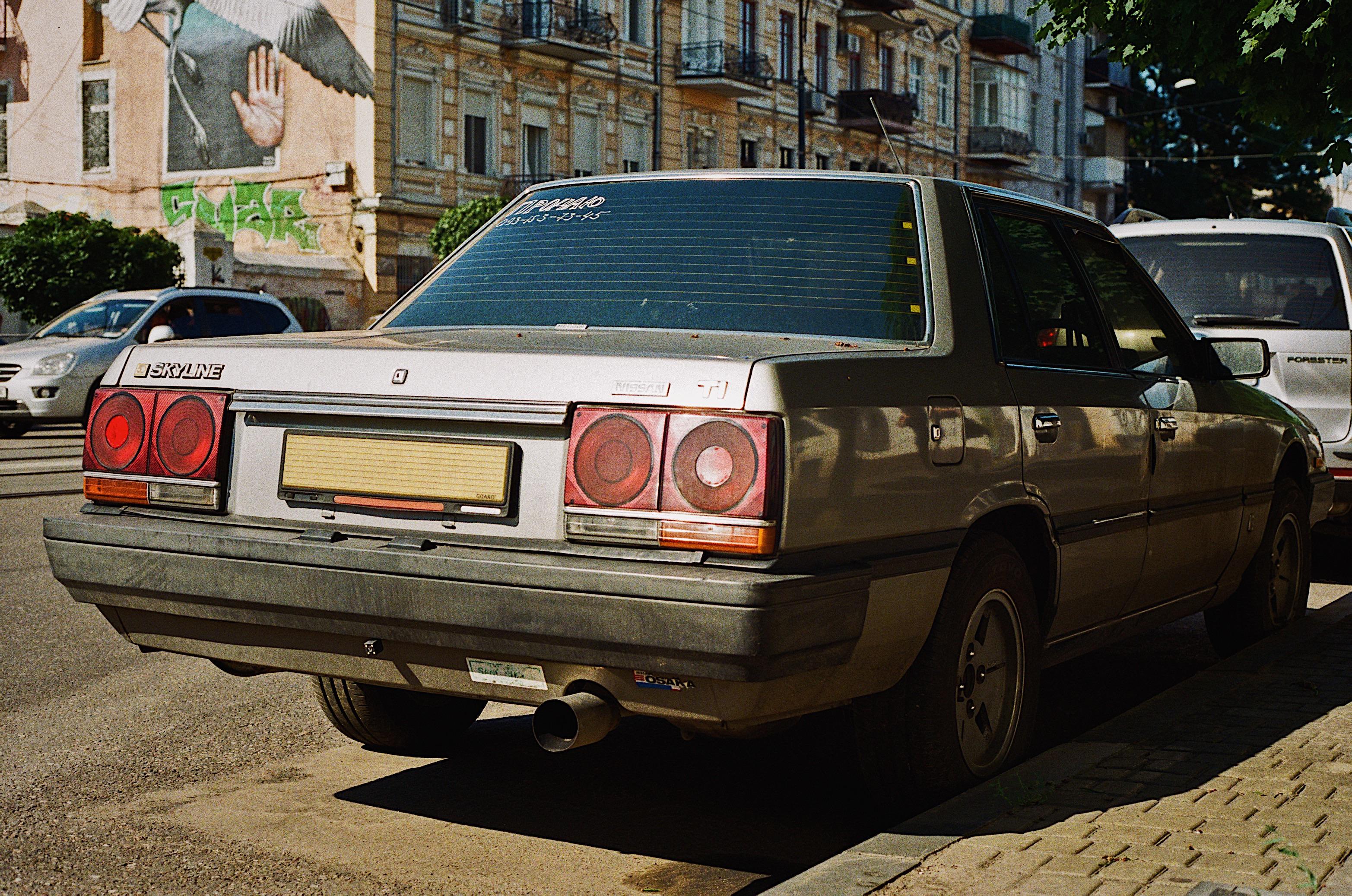 R30 1800TI Skyline on the streets of Odesa, Ukraine | Scrolller