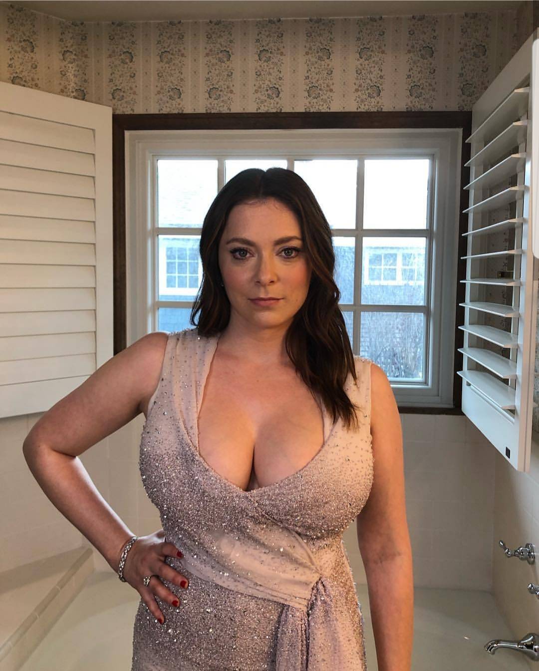 Rachel bloom | Scrolller