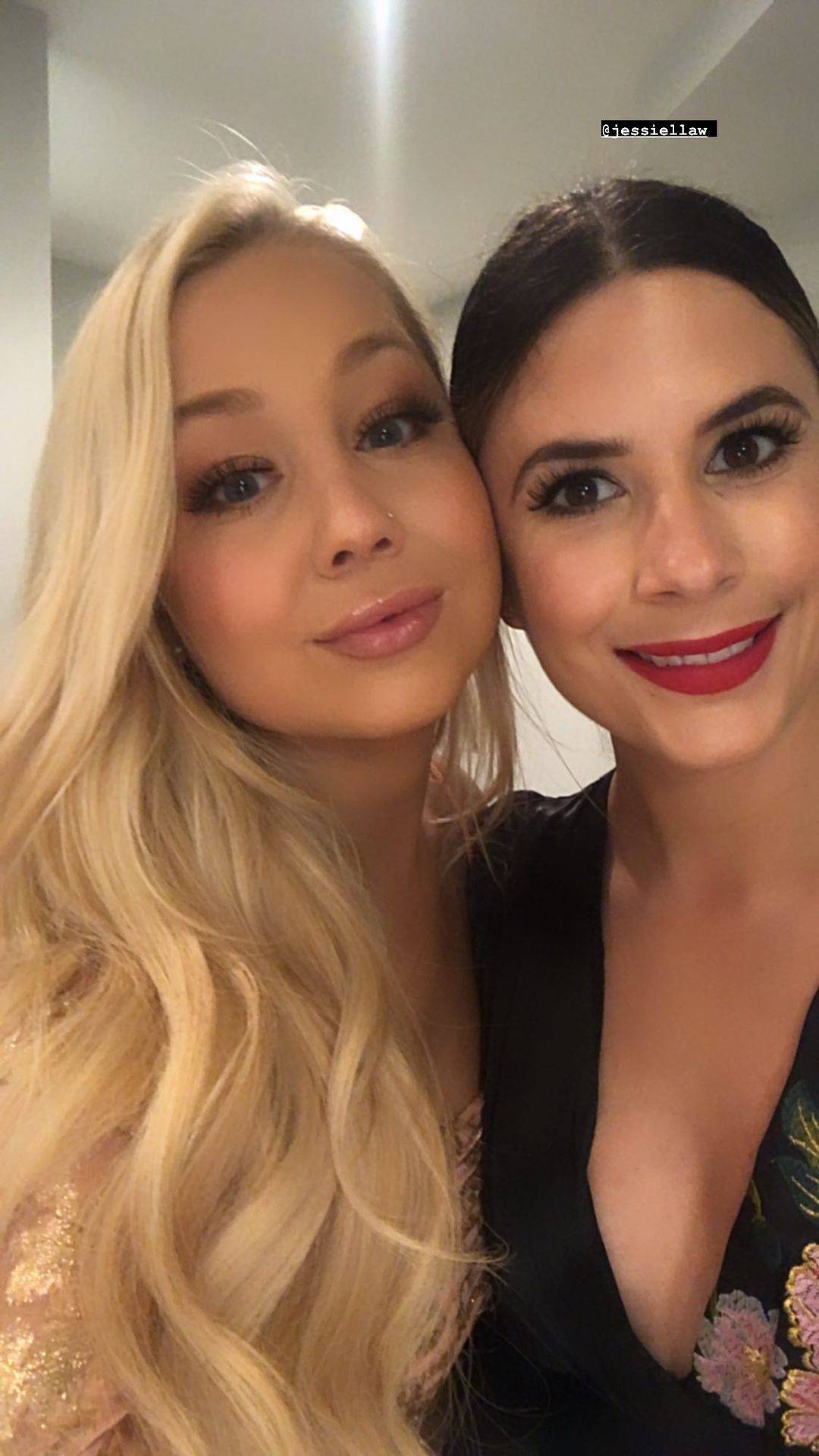 Rae Lynn | Scrolller