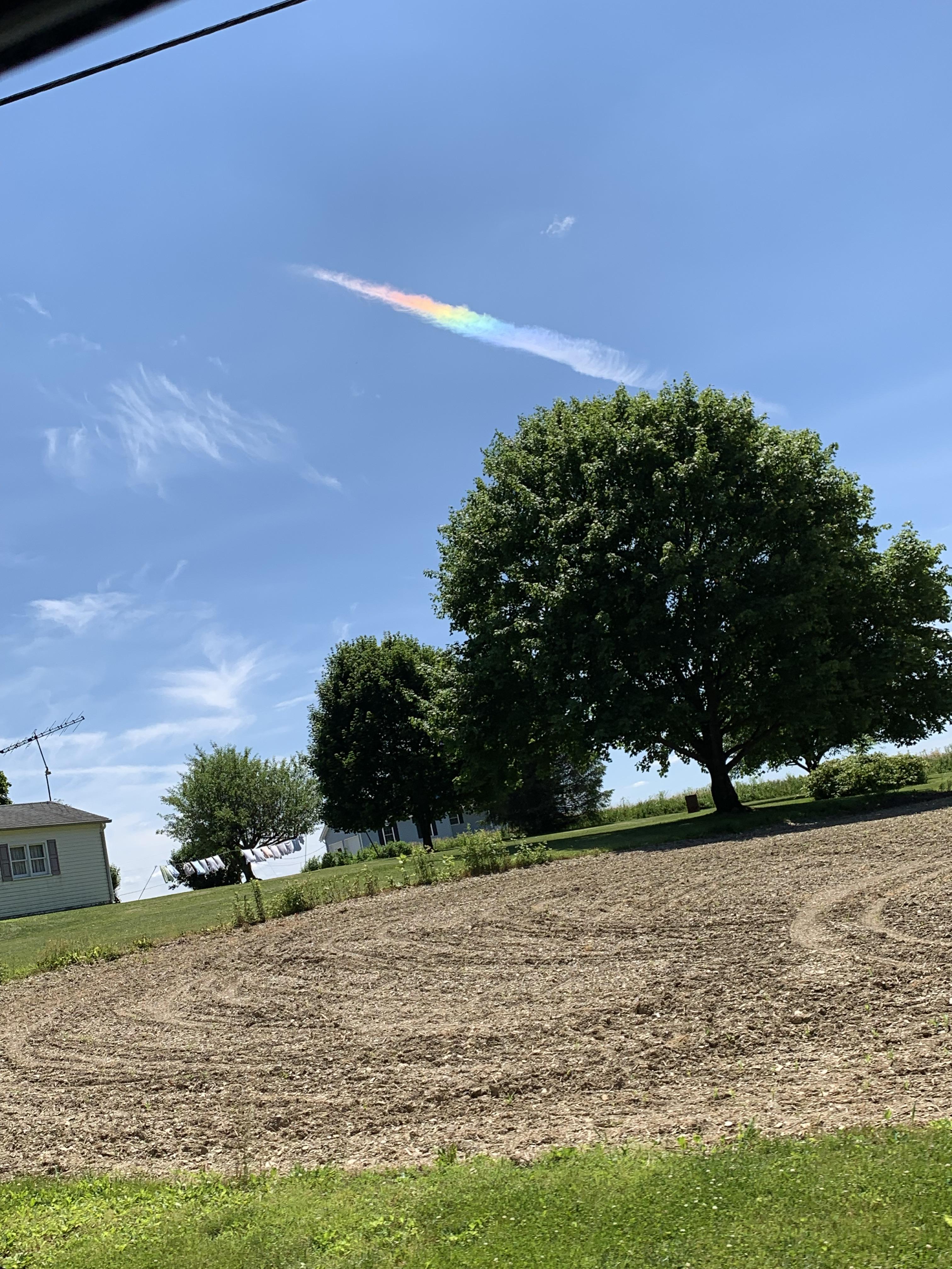 Rainbow cloud | Scrolller