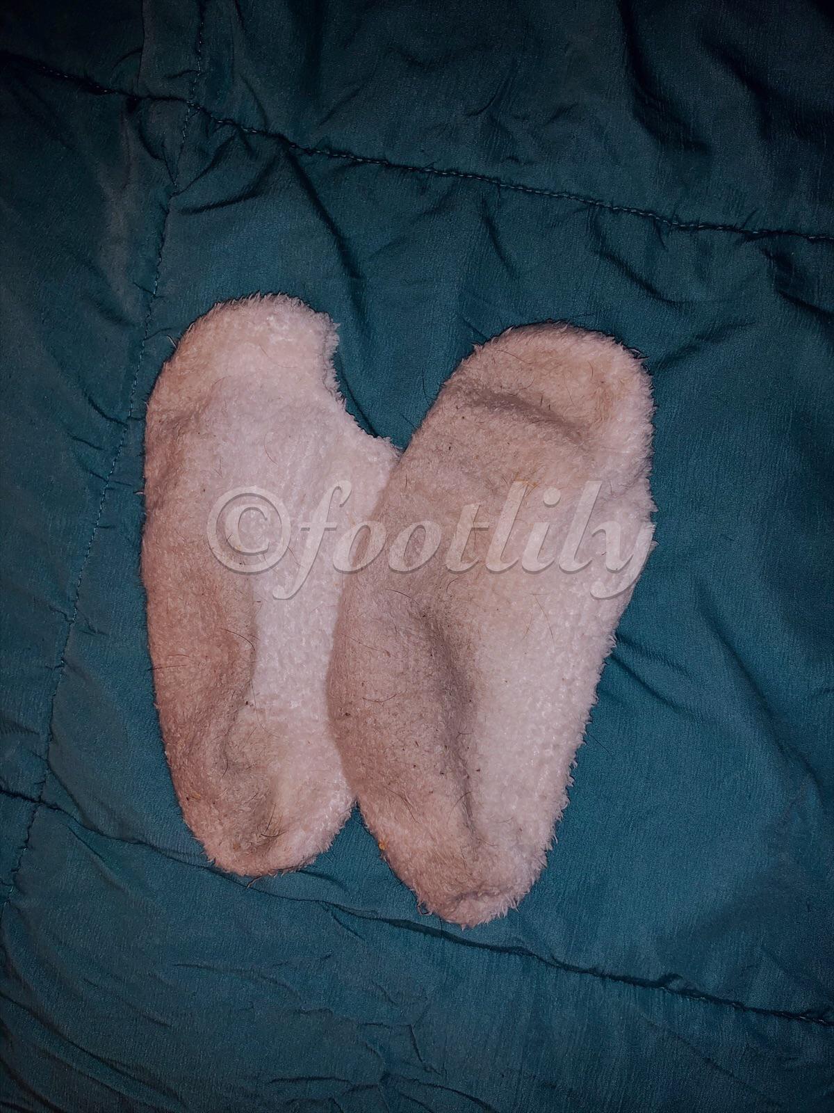 RANK 😷 Sweaty ankle fuzzy socks. $15 + shipping from USA. Amazon GC or Cashapp only. DM to ...