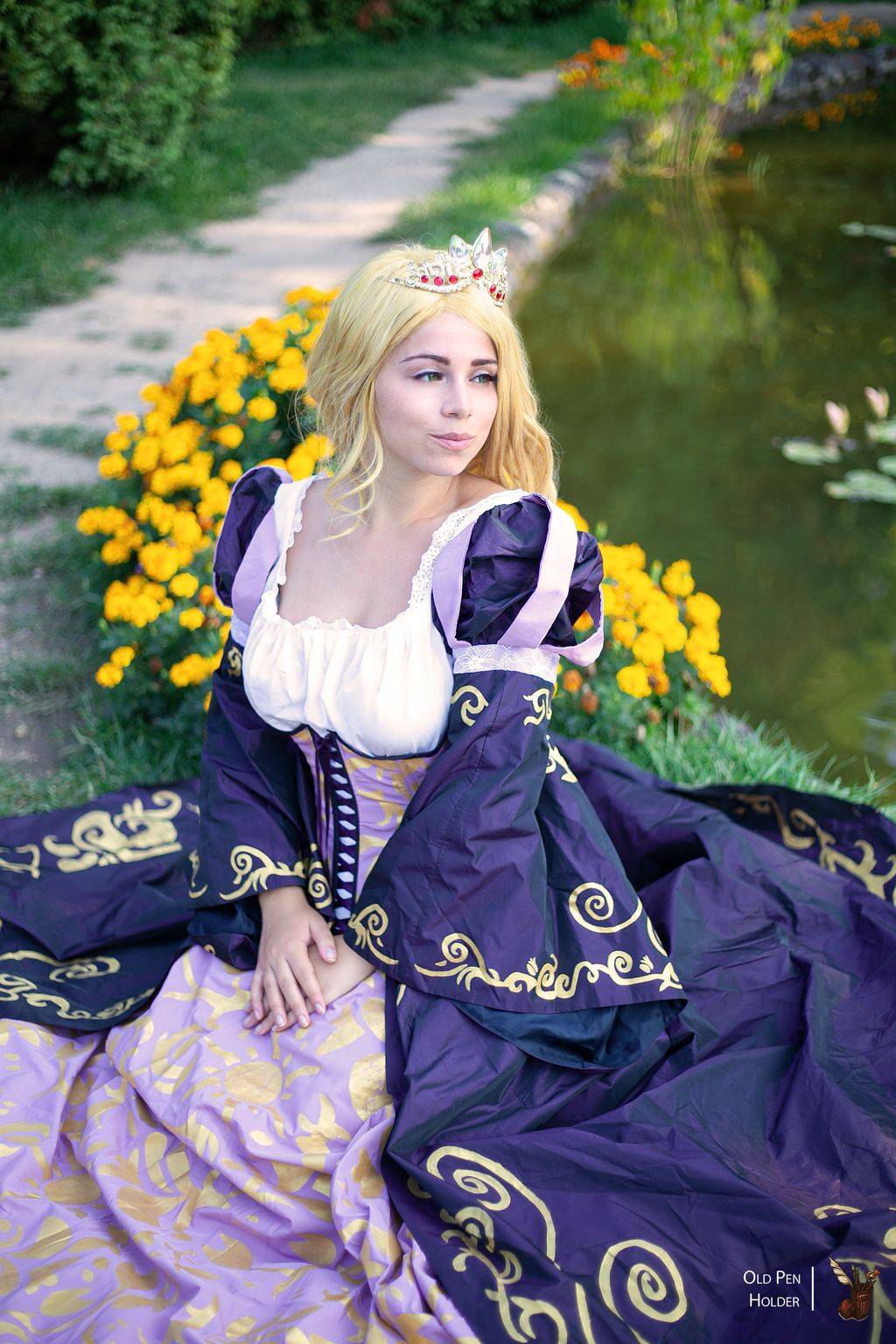 Rapunzel Disney Designer Fairytale cosplay by Achico-Xion | Scrolller