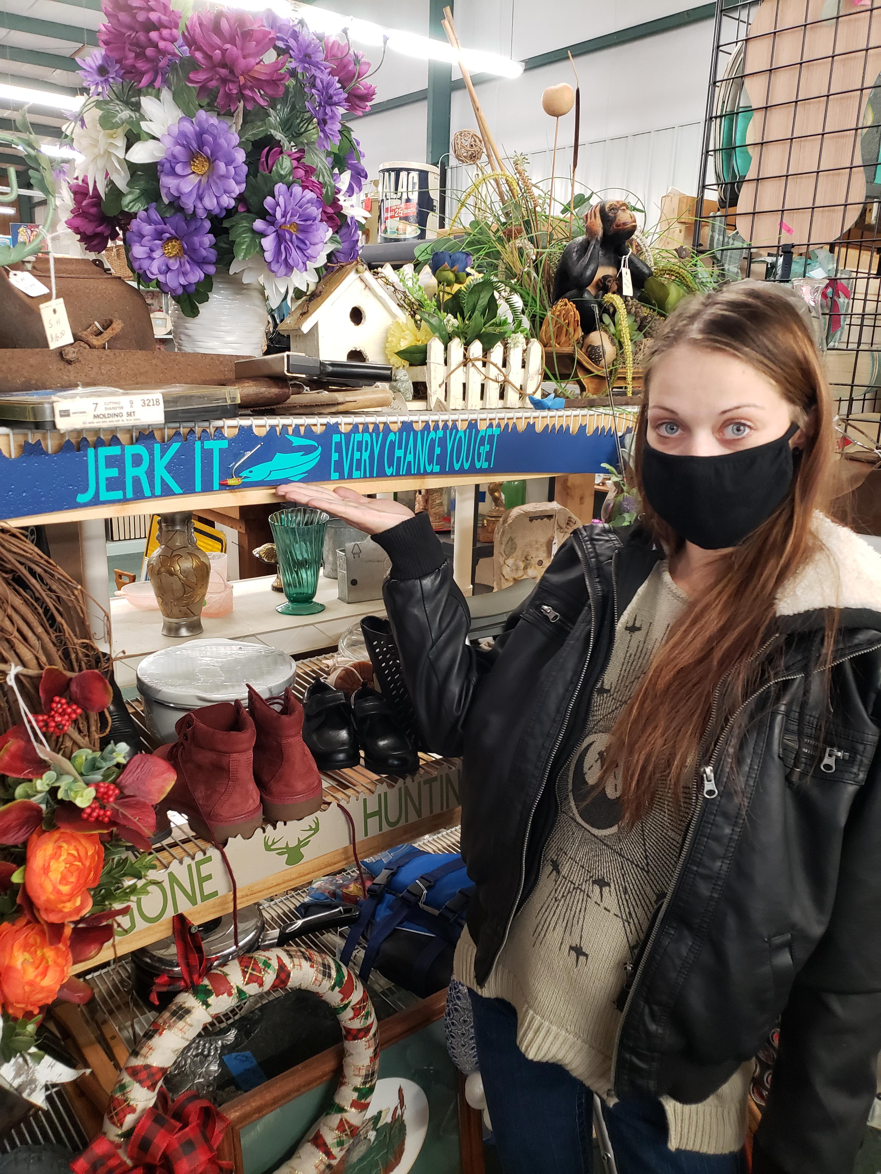 Read the sign.. | Scrolller