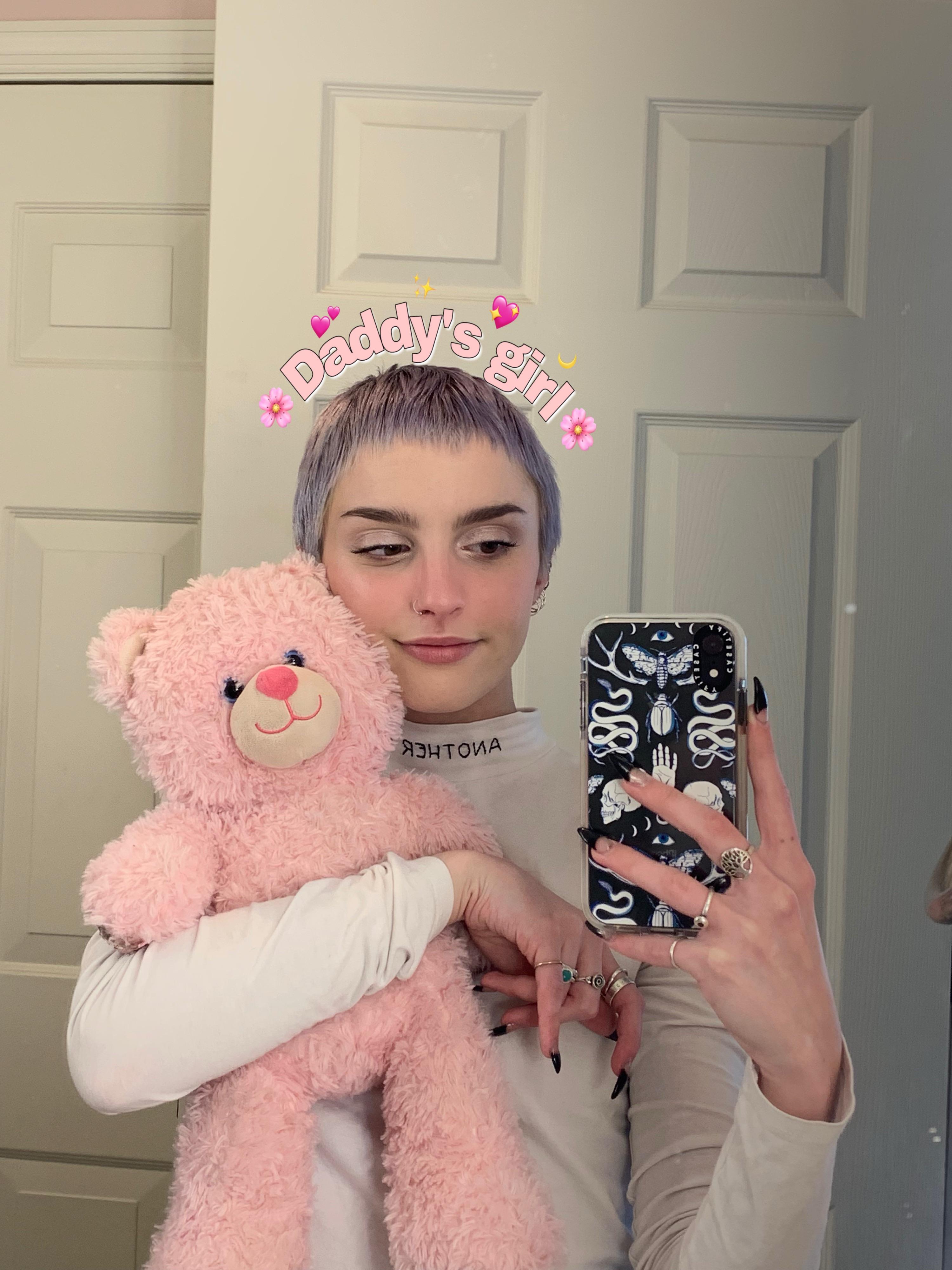 ready for playtime & seeing daddy! 🎀🍼 ️ | Scrolller