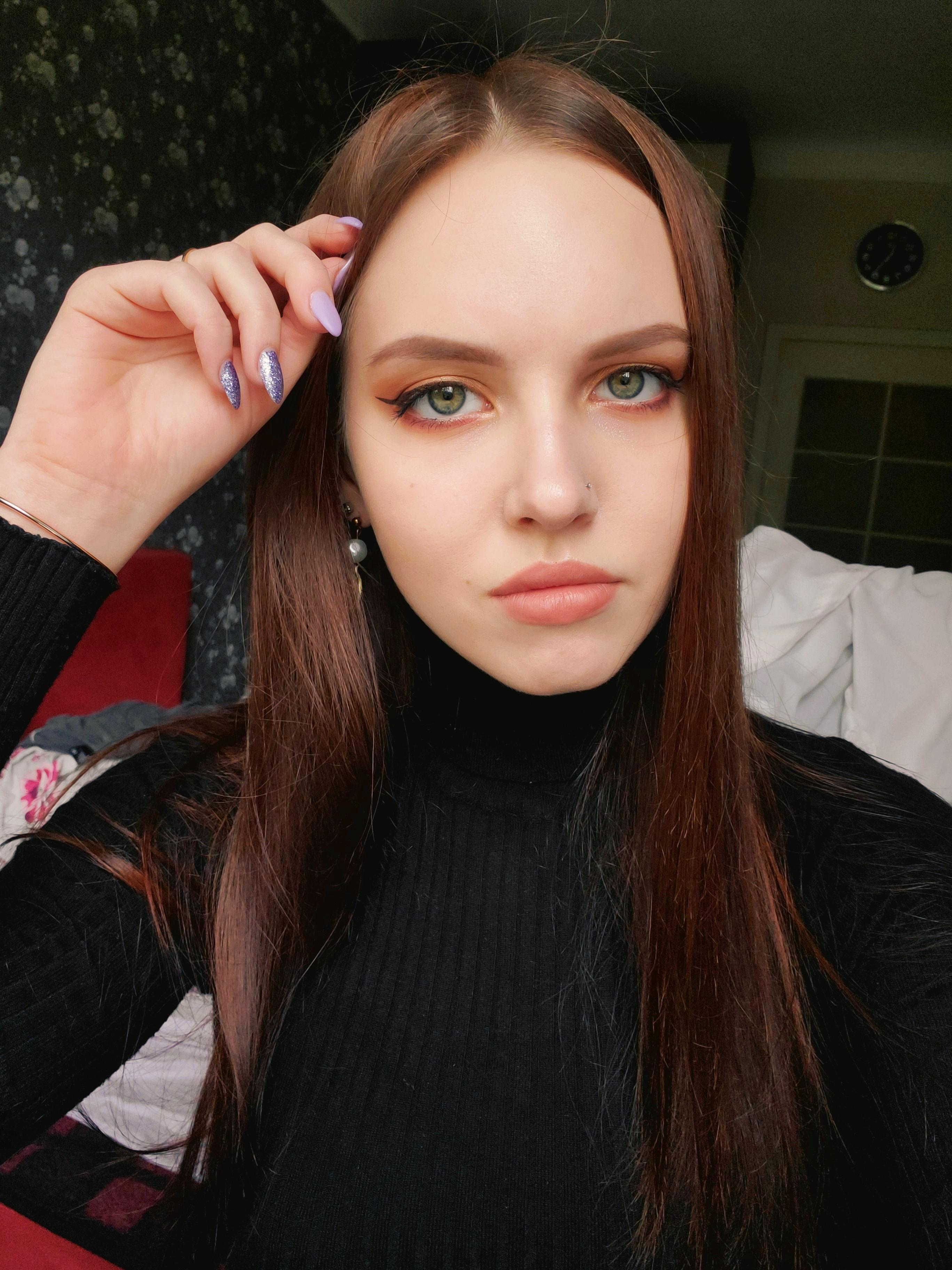 Really tired but have to go to work | Scrolller