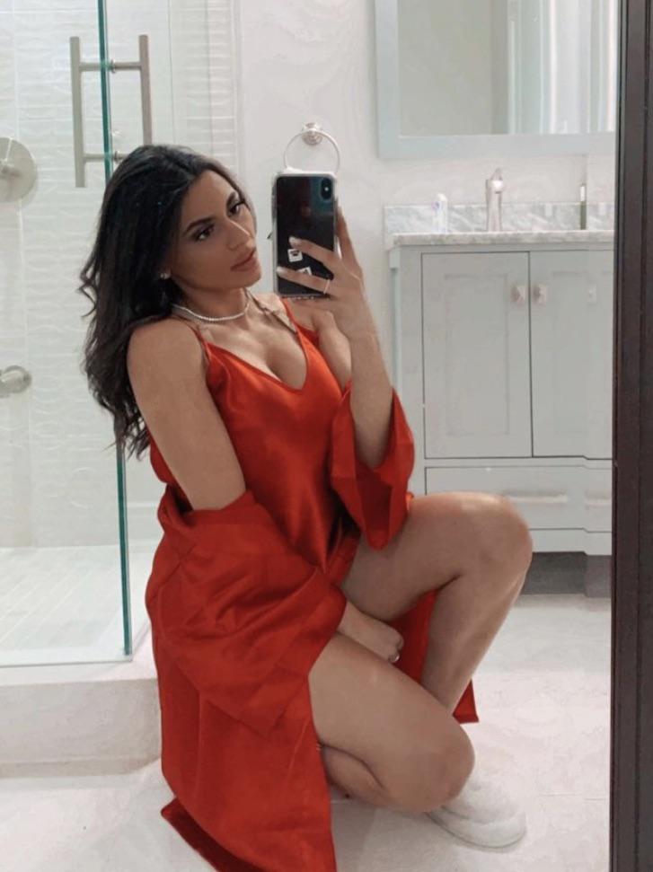 Red Dress | Scrolller