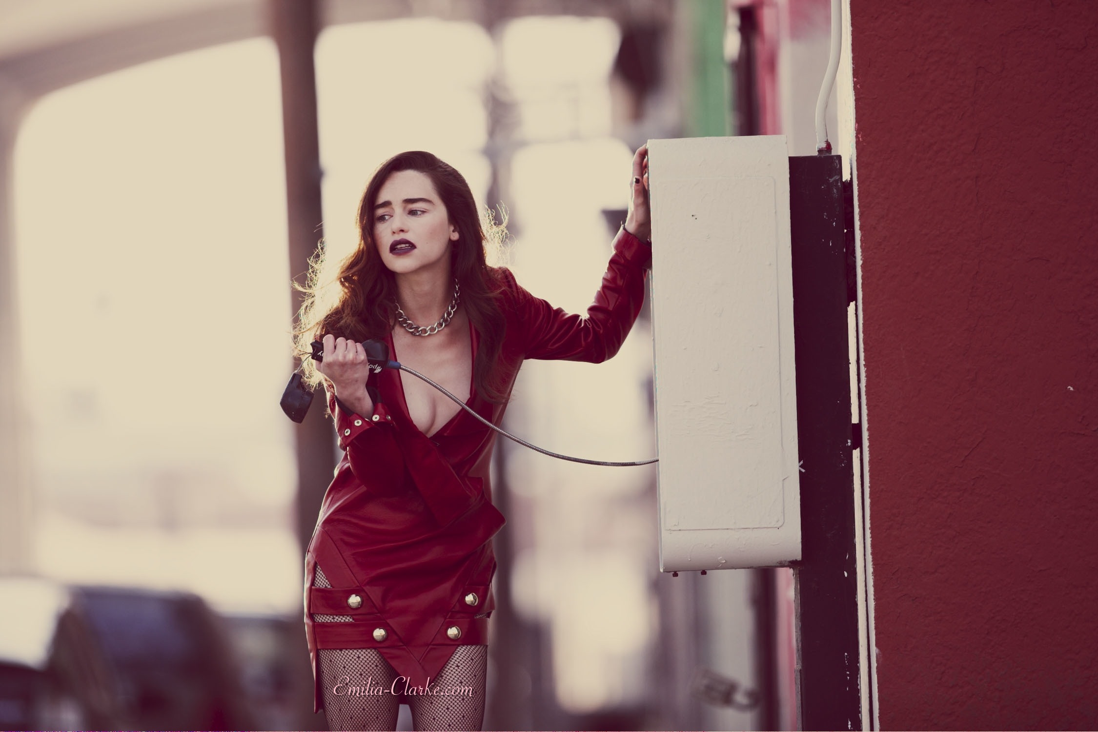 Red lady | Scrolller