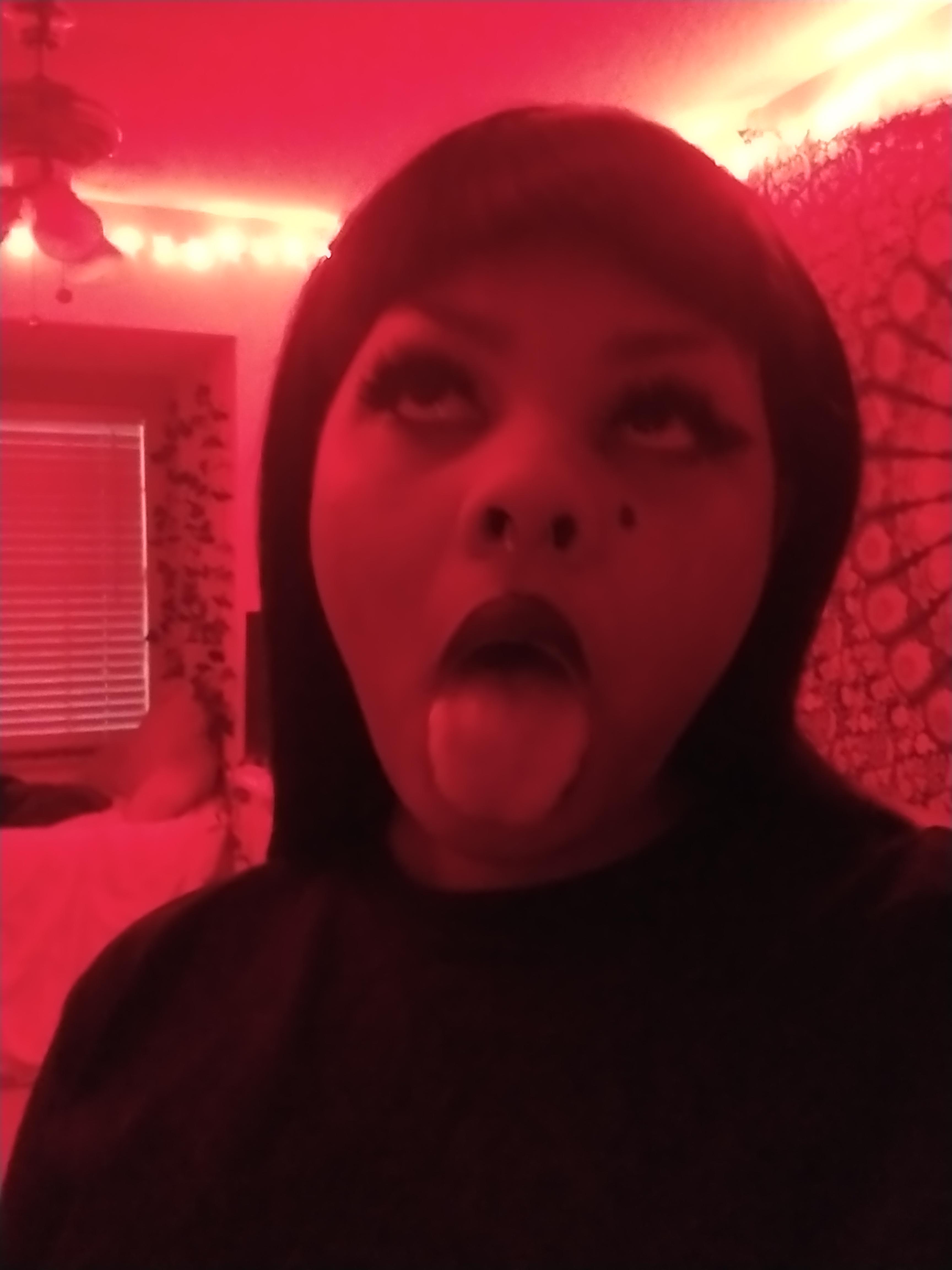 Red light district ️ | Scrolller