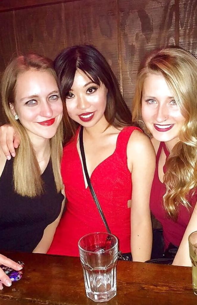 Red lipstick | Scrolller