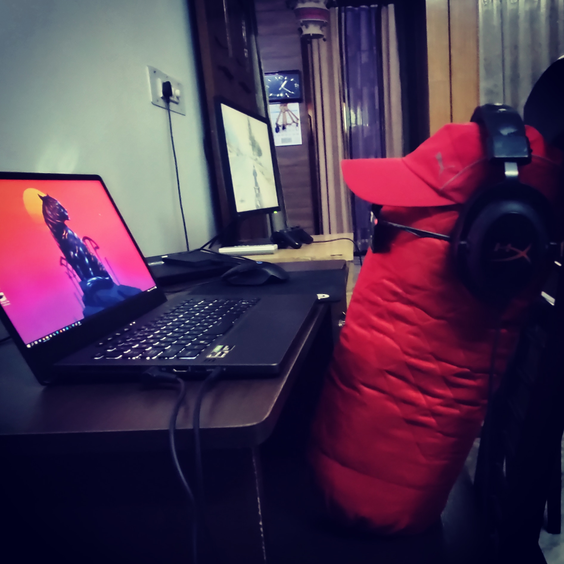 Red playing on his Zephyrus G14 | Scrolller