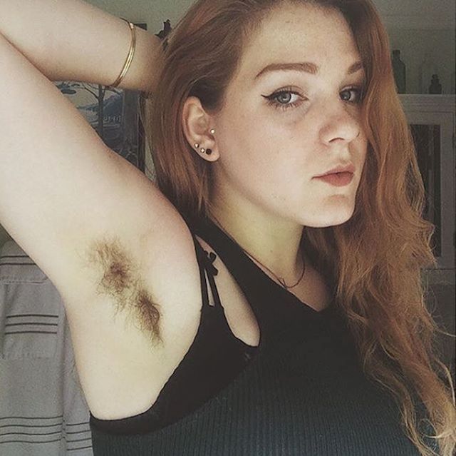 Redhead Scrolller 2332