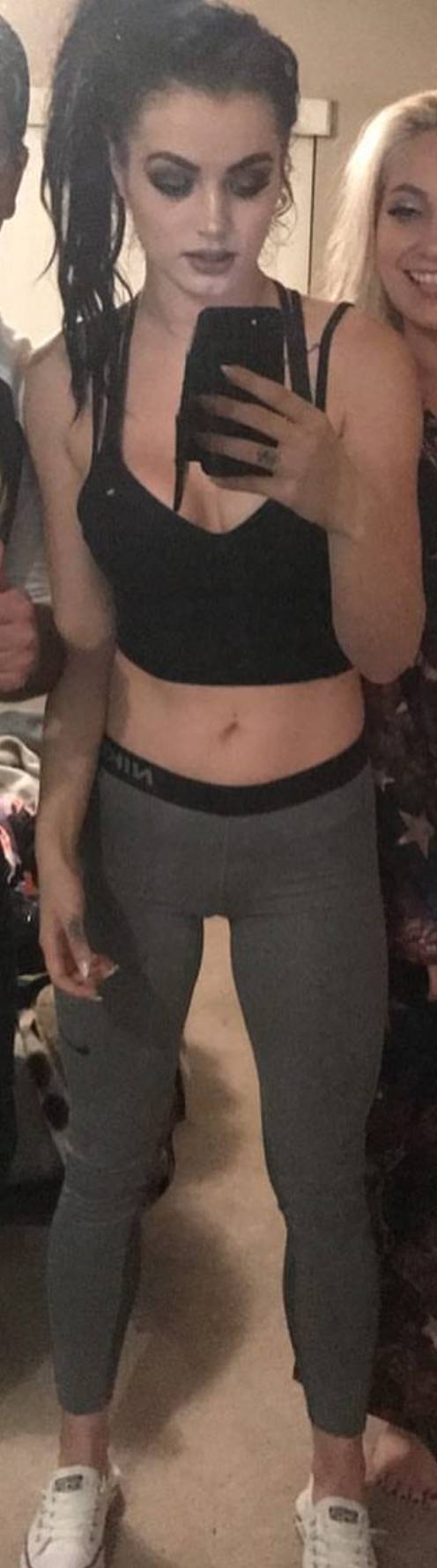 Refresh the Paige | Scrolller