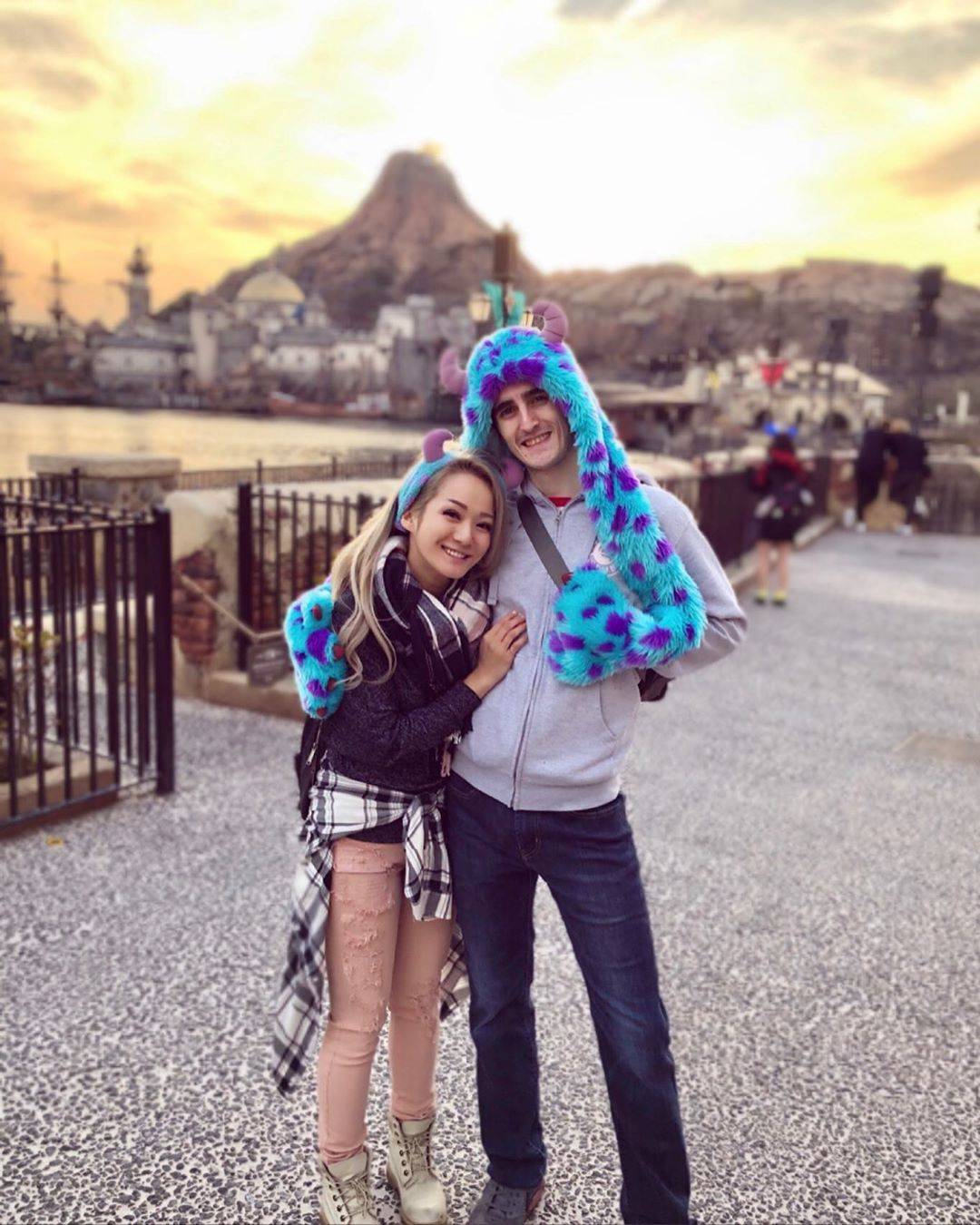 Relationship Goals | Scrolller