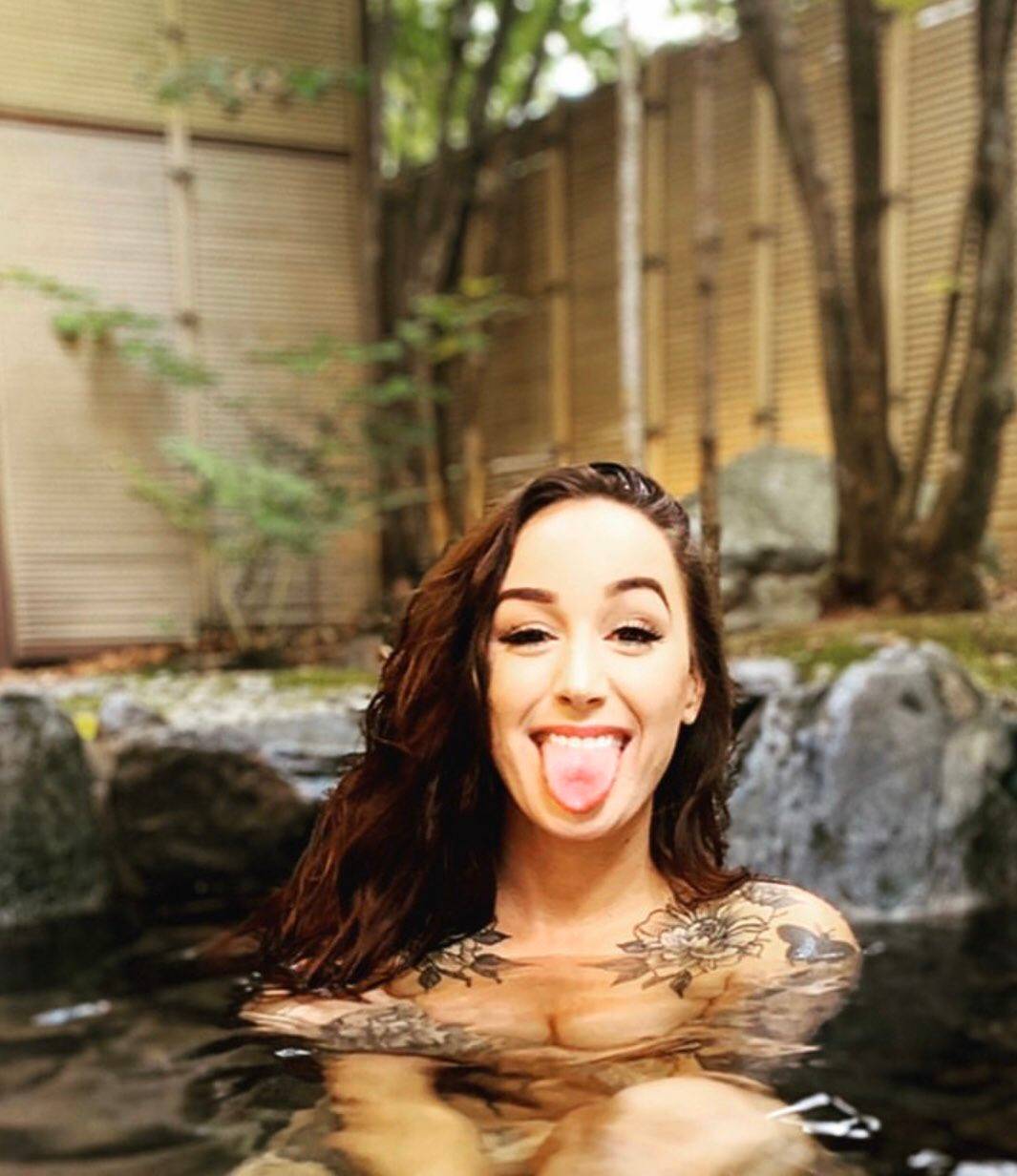 Relaxing | Scrolller