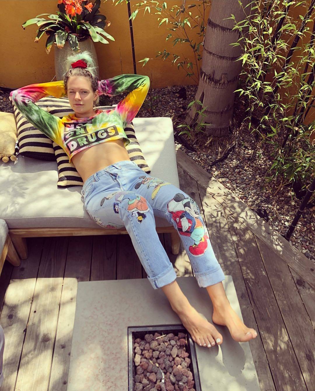 Relaxing | Scrolller