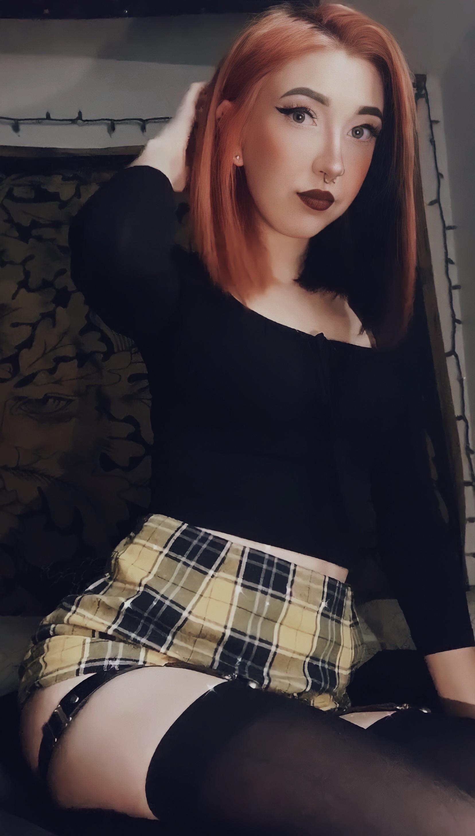 Remember me? 🖤 | Scrolller