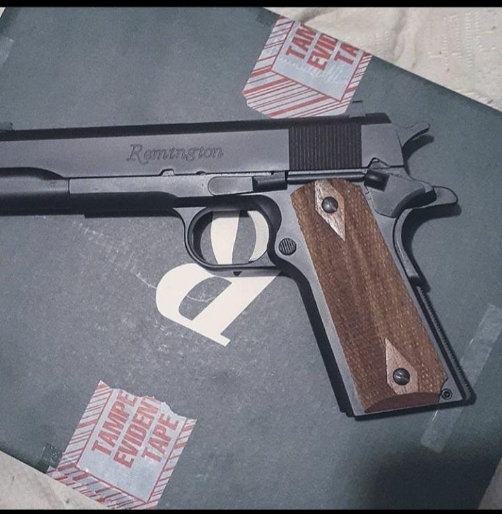 Remington 1911 .45 acp | Scrolller