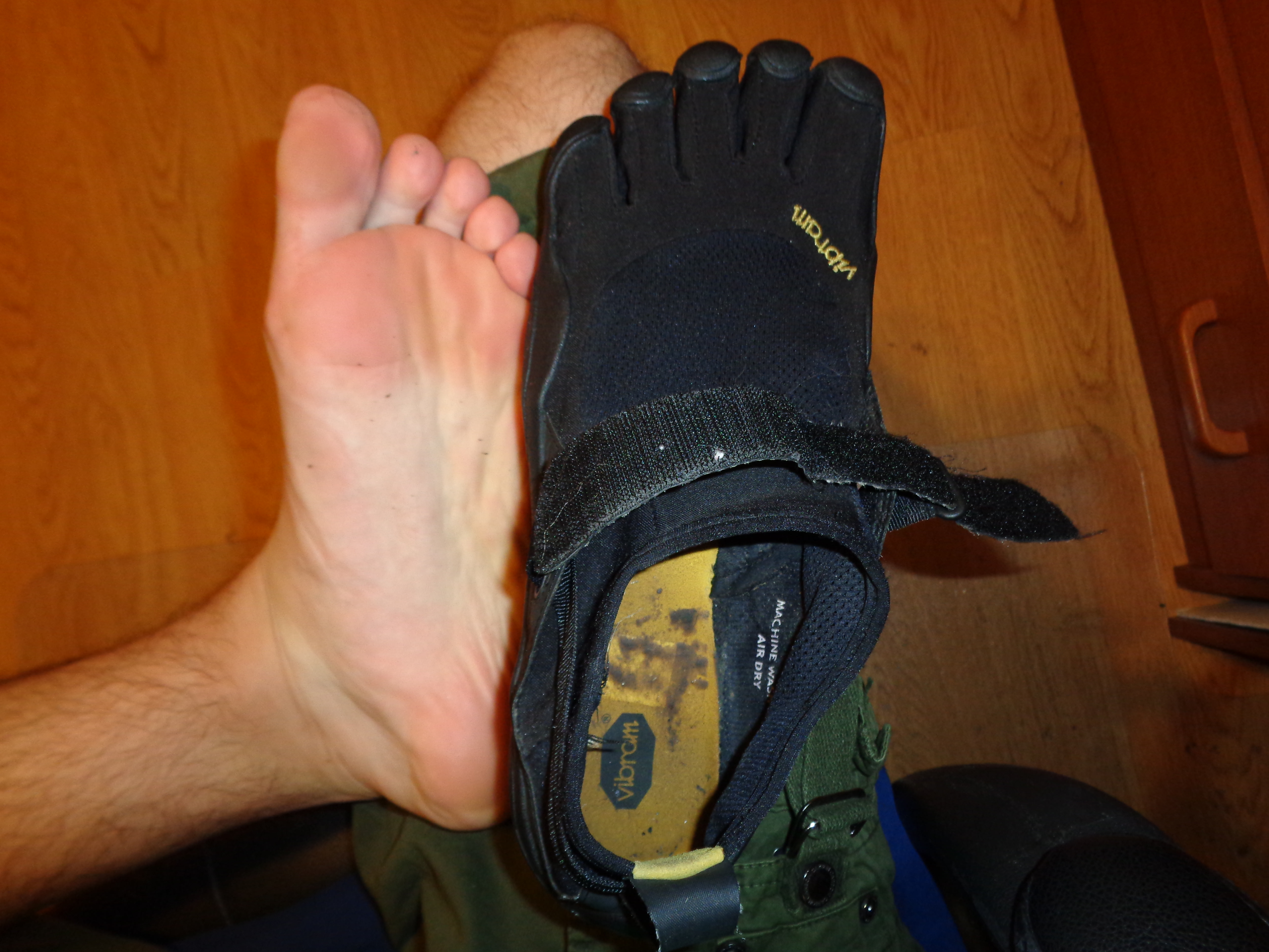 Removing my stinky Vibrams | Scrolller