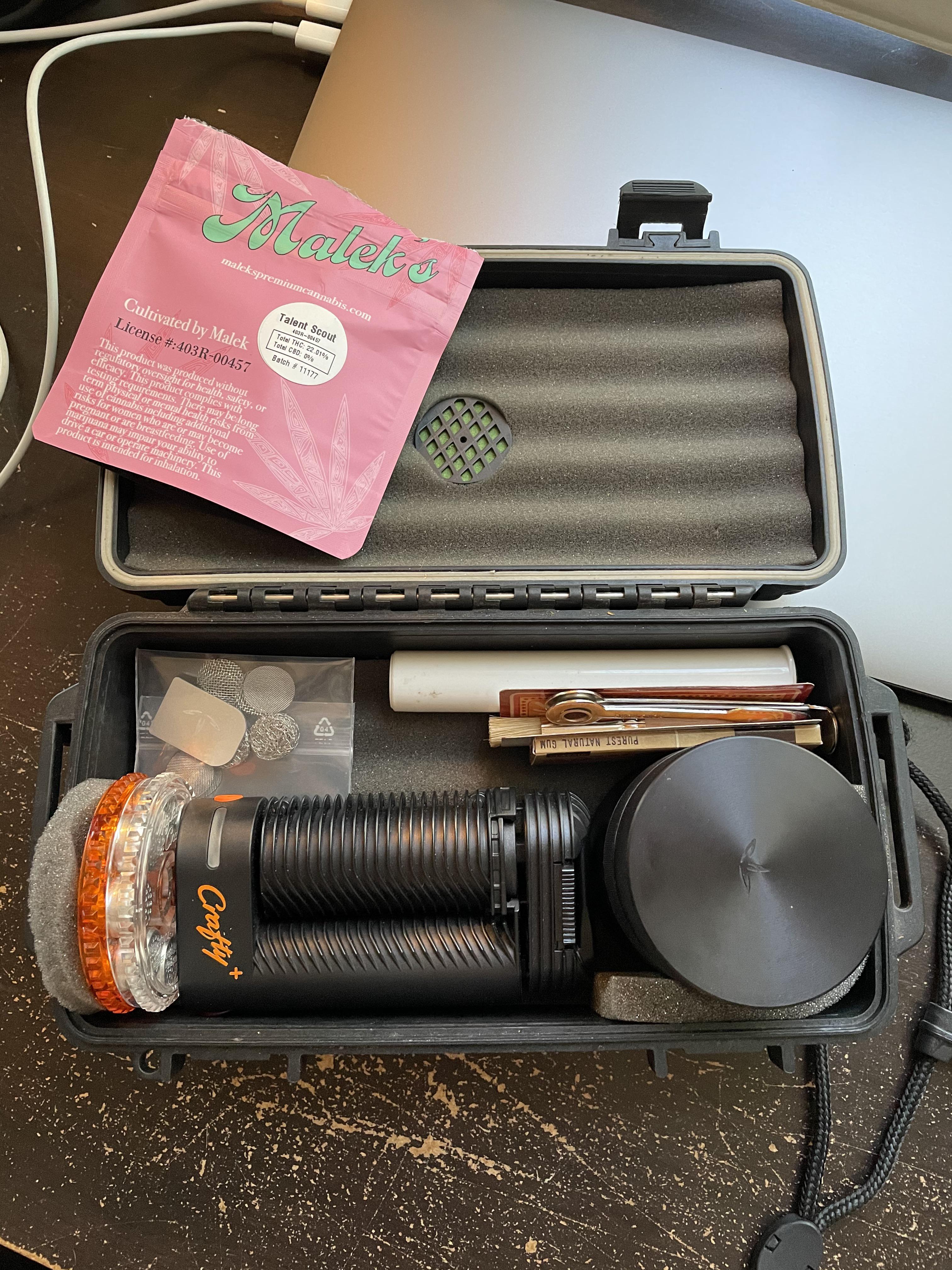 Repurposed travel humidor. Care to share your stash box setup? | Scrolller