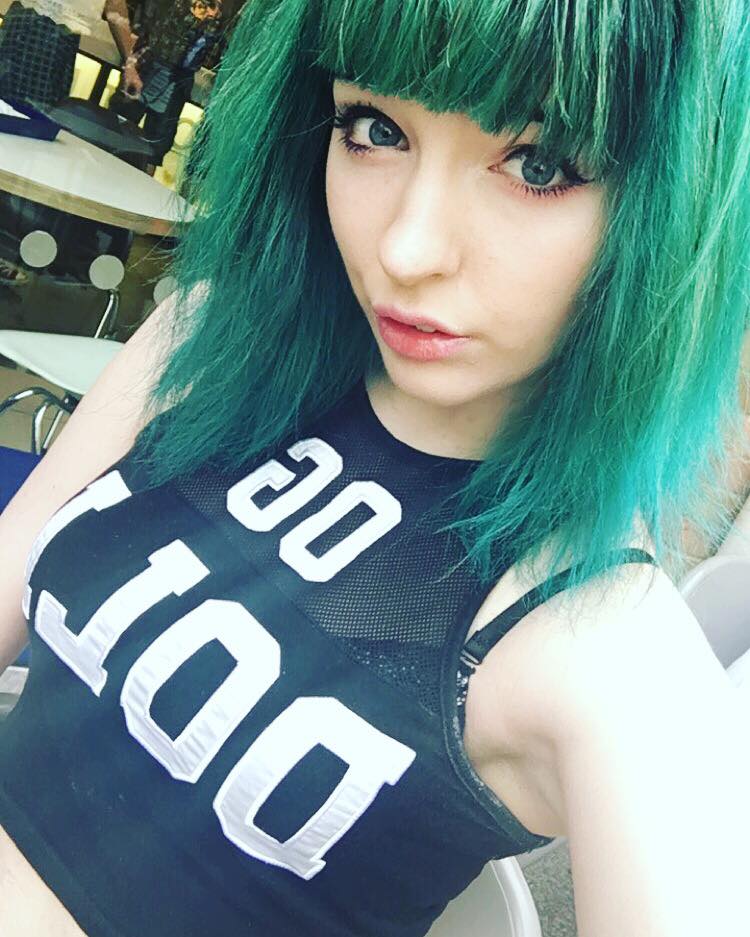 [Request] Bitsy | Scrolller