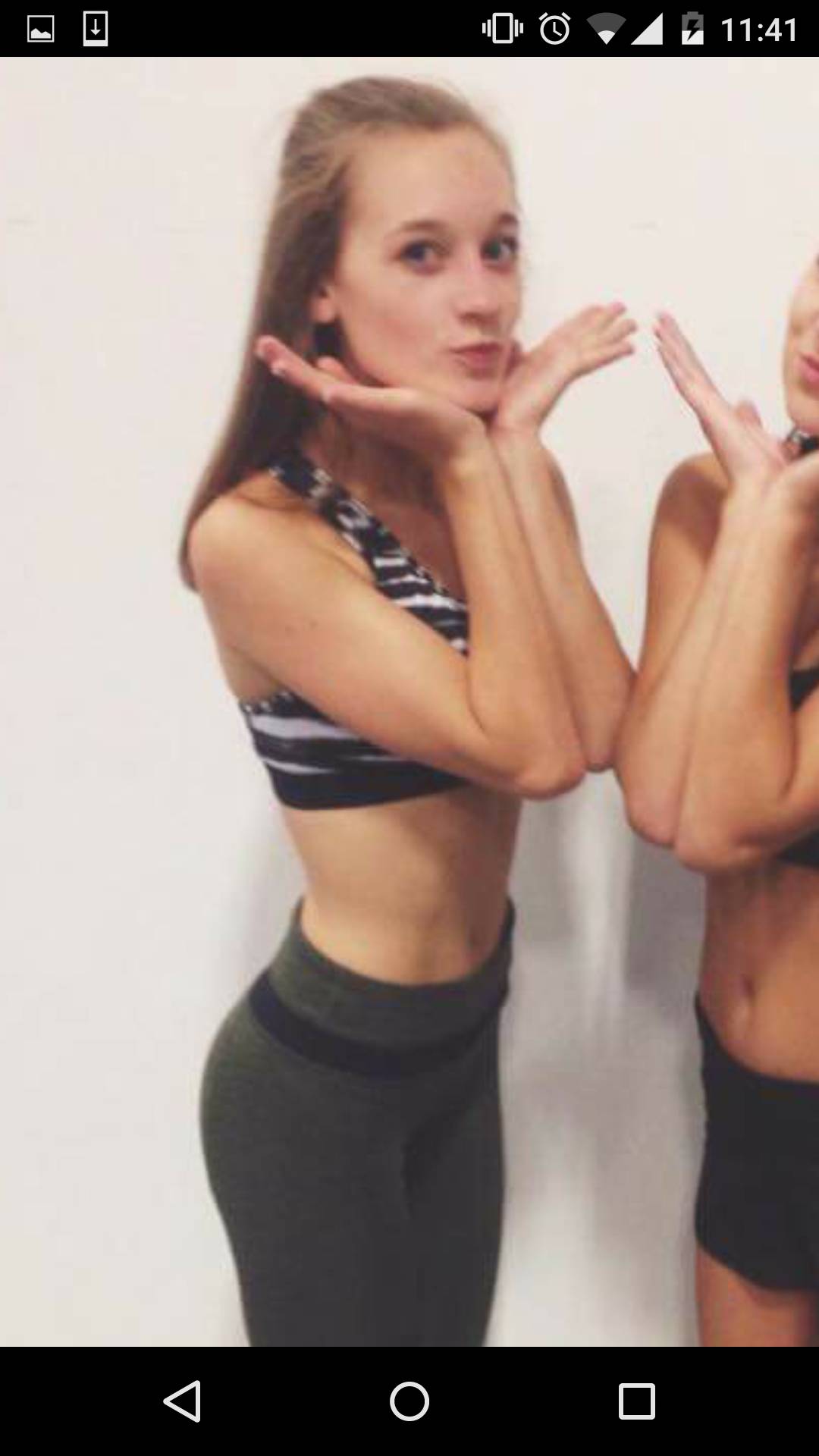 [Request] Friend from my class | Scrolller