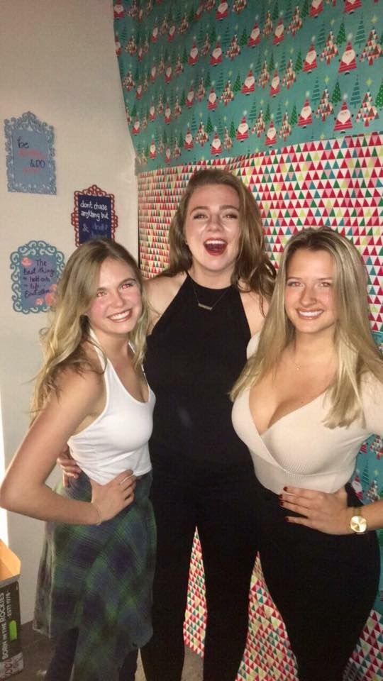 [request] girl on the right | Scrolller