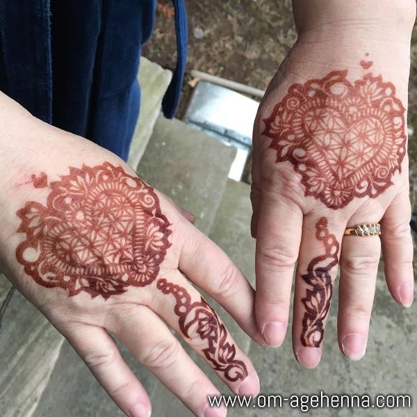 Reverse Henna Hearts with the Flower of Life | Scrolller