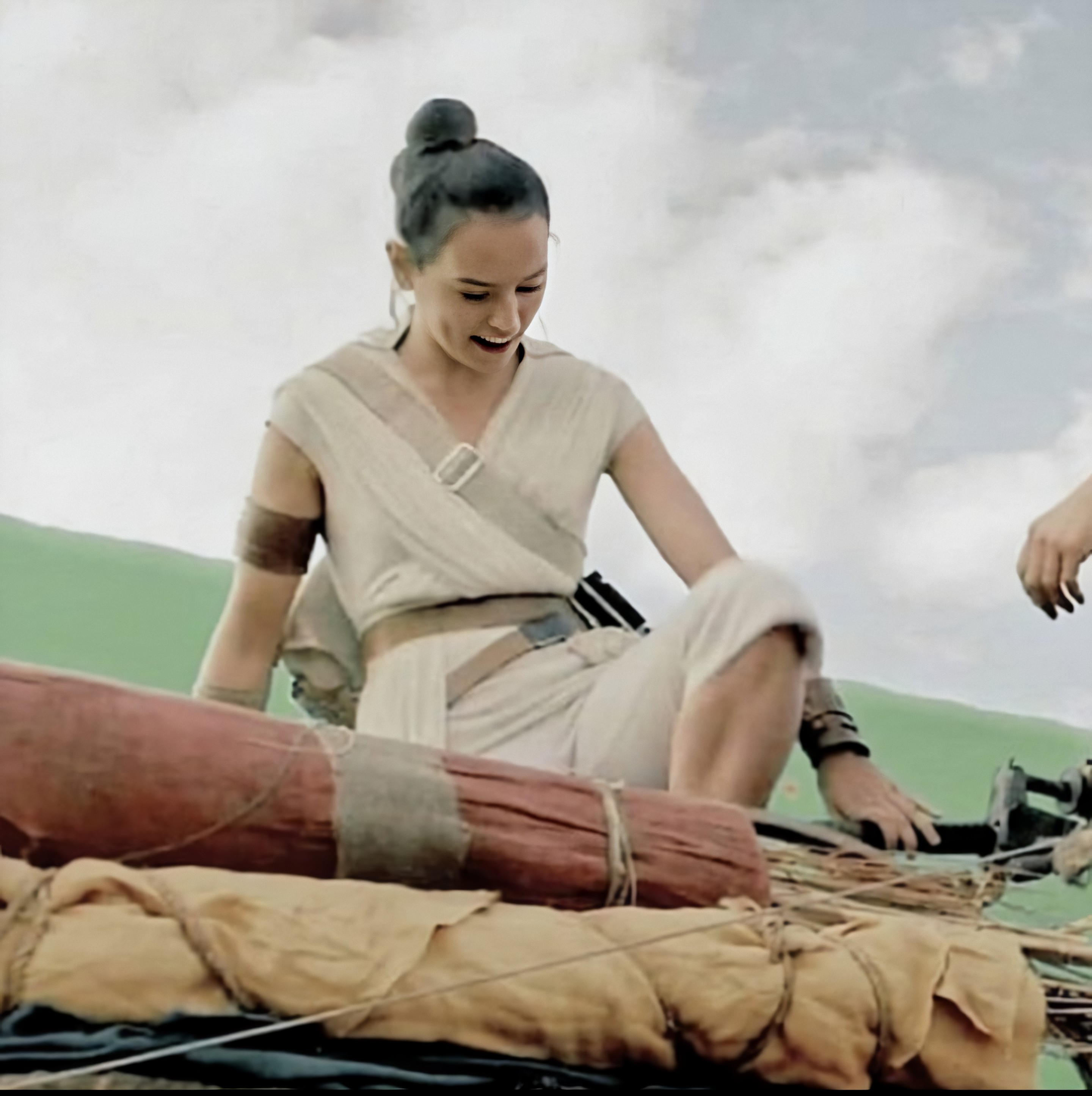 Rey behind the scenes | Scrolller