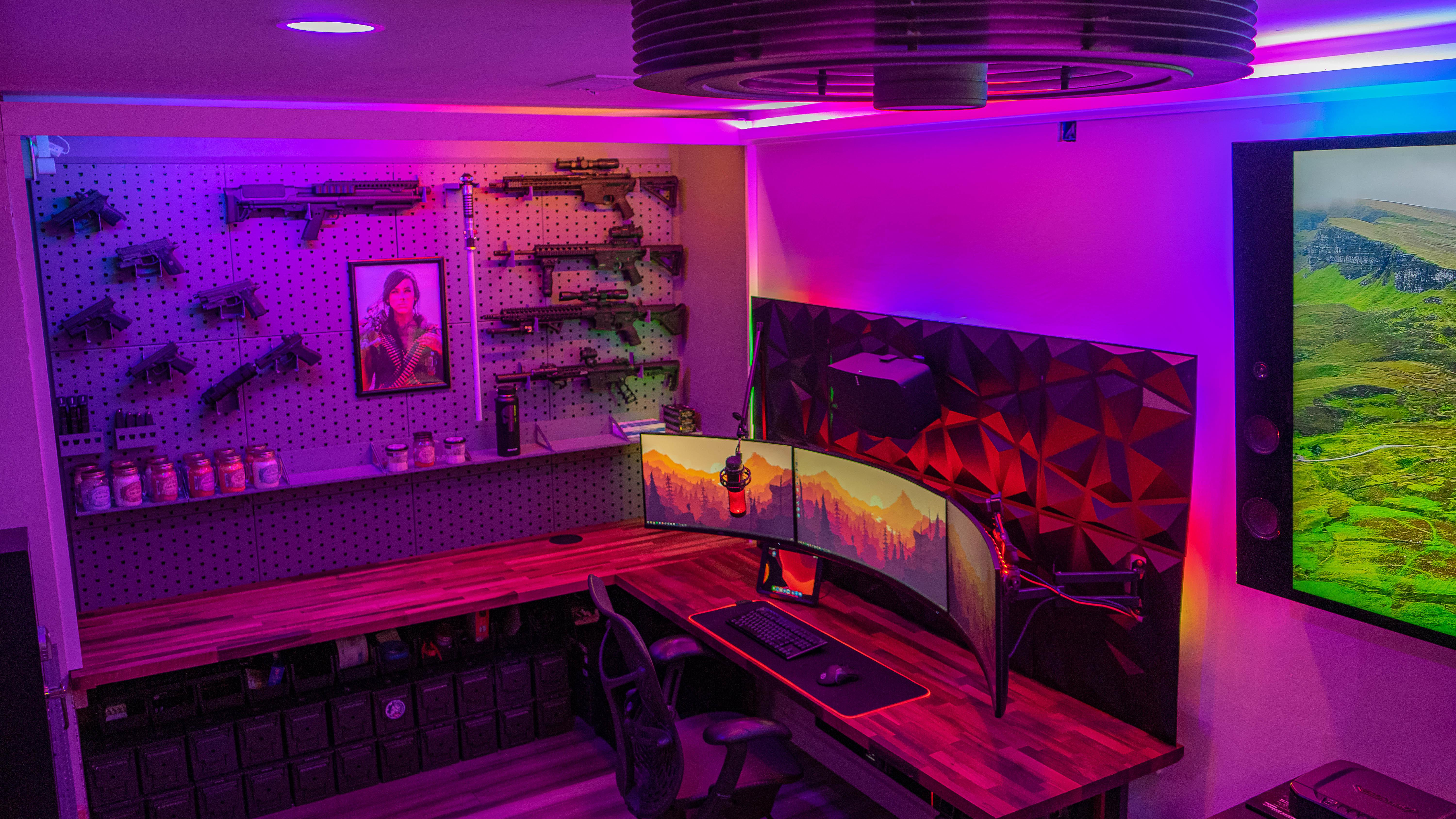 RGB Overload w/ Mara | Scrolller