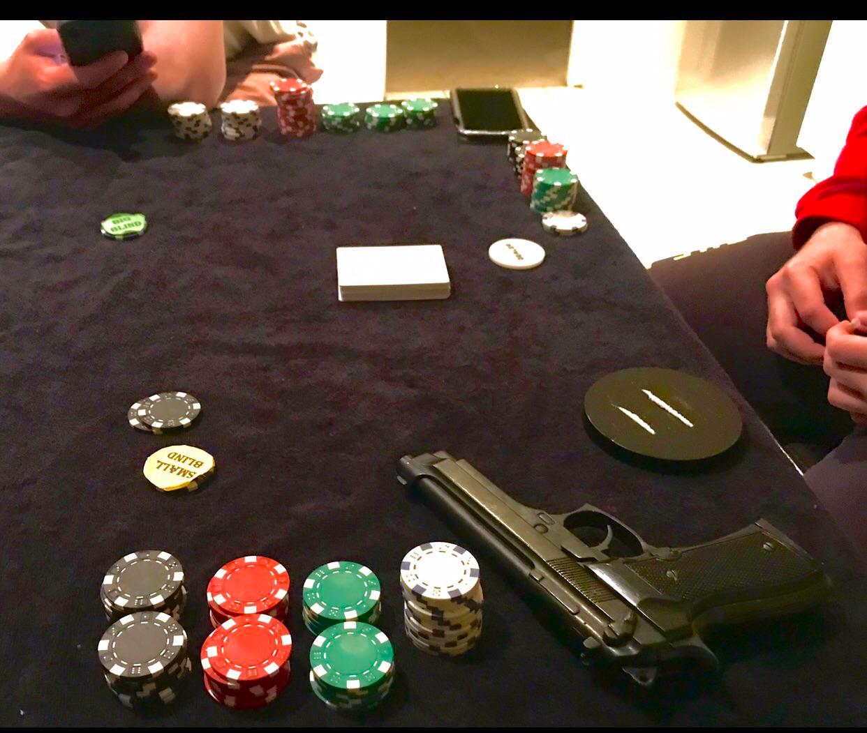 Rip it or pass the plate! | Scrolller