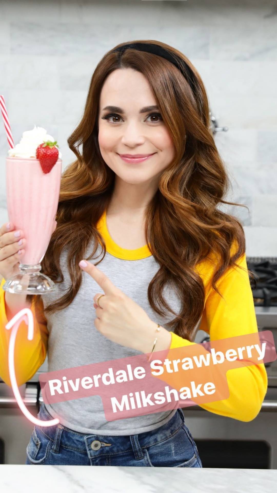 Riverdale Strawberry Milkshake | Scrolller