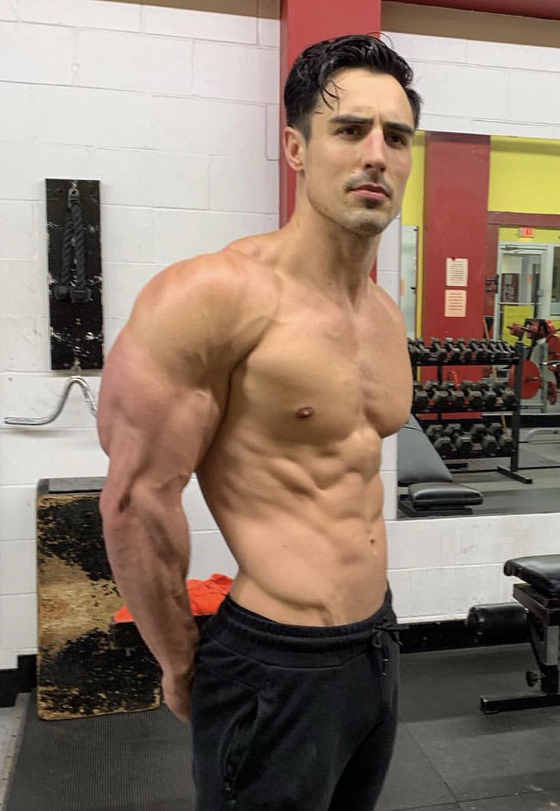 Rob Monroe | Scrolller