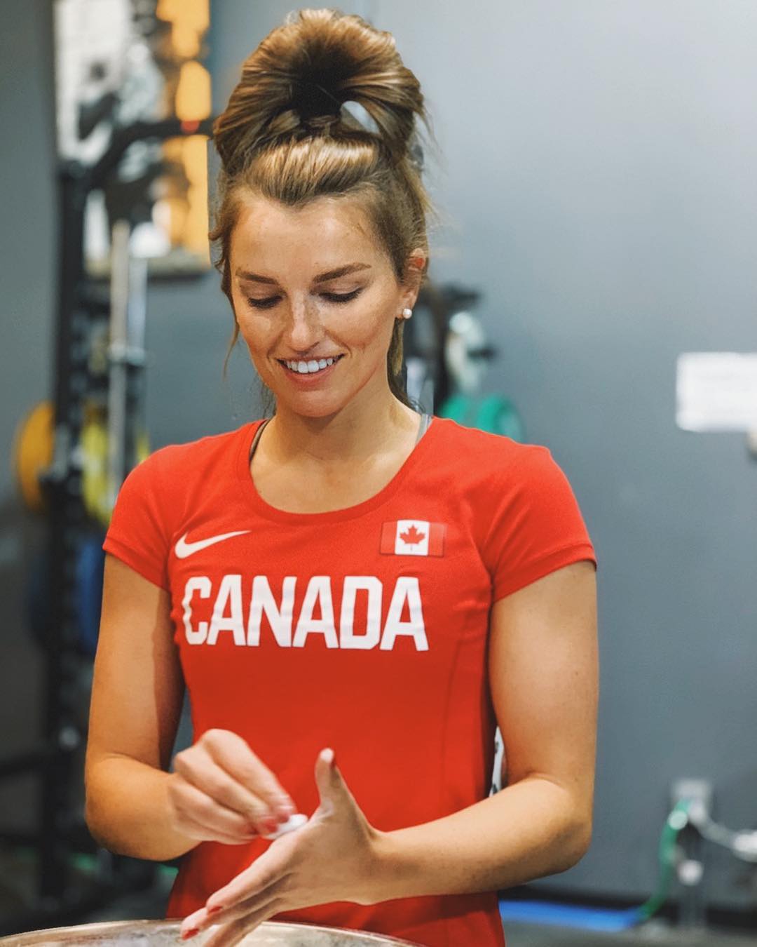 Robin Bone | Scrolller