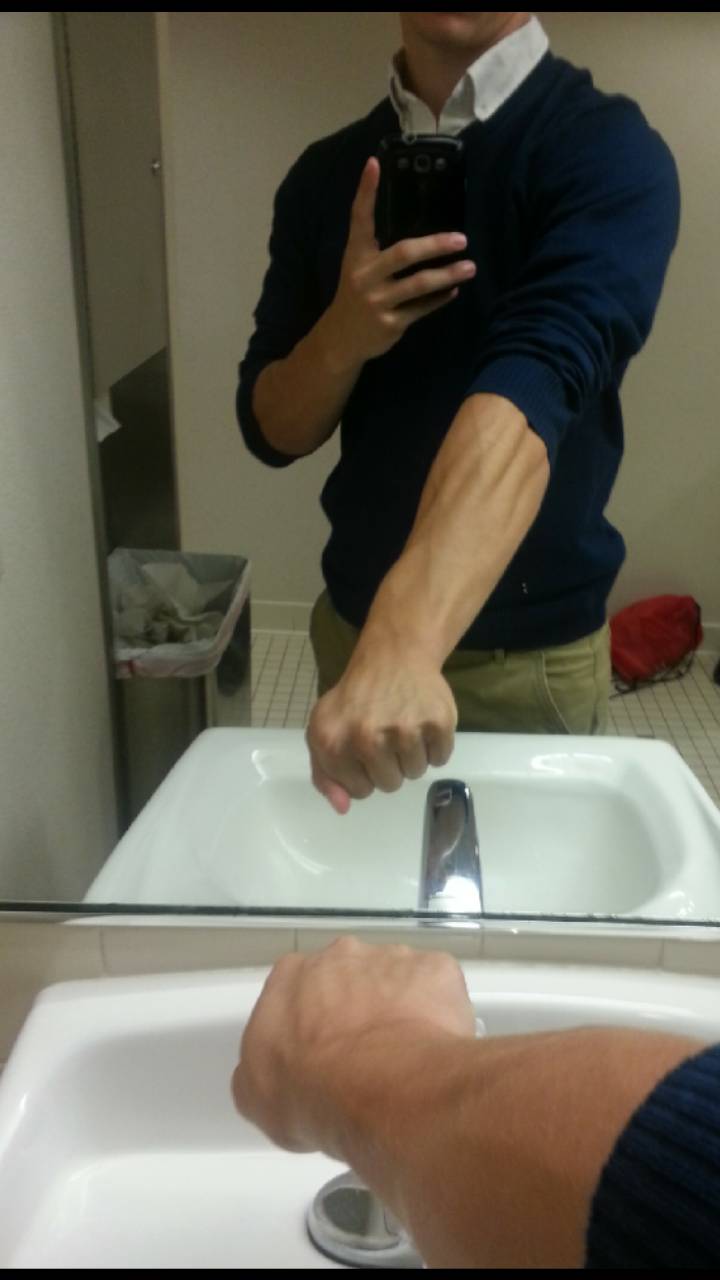 Rolled up sleeves | Scrolller