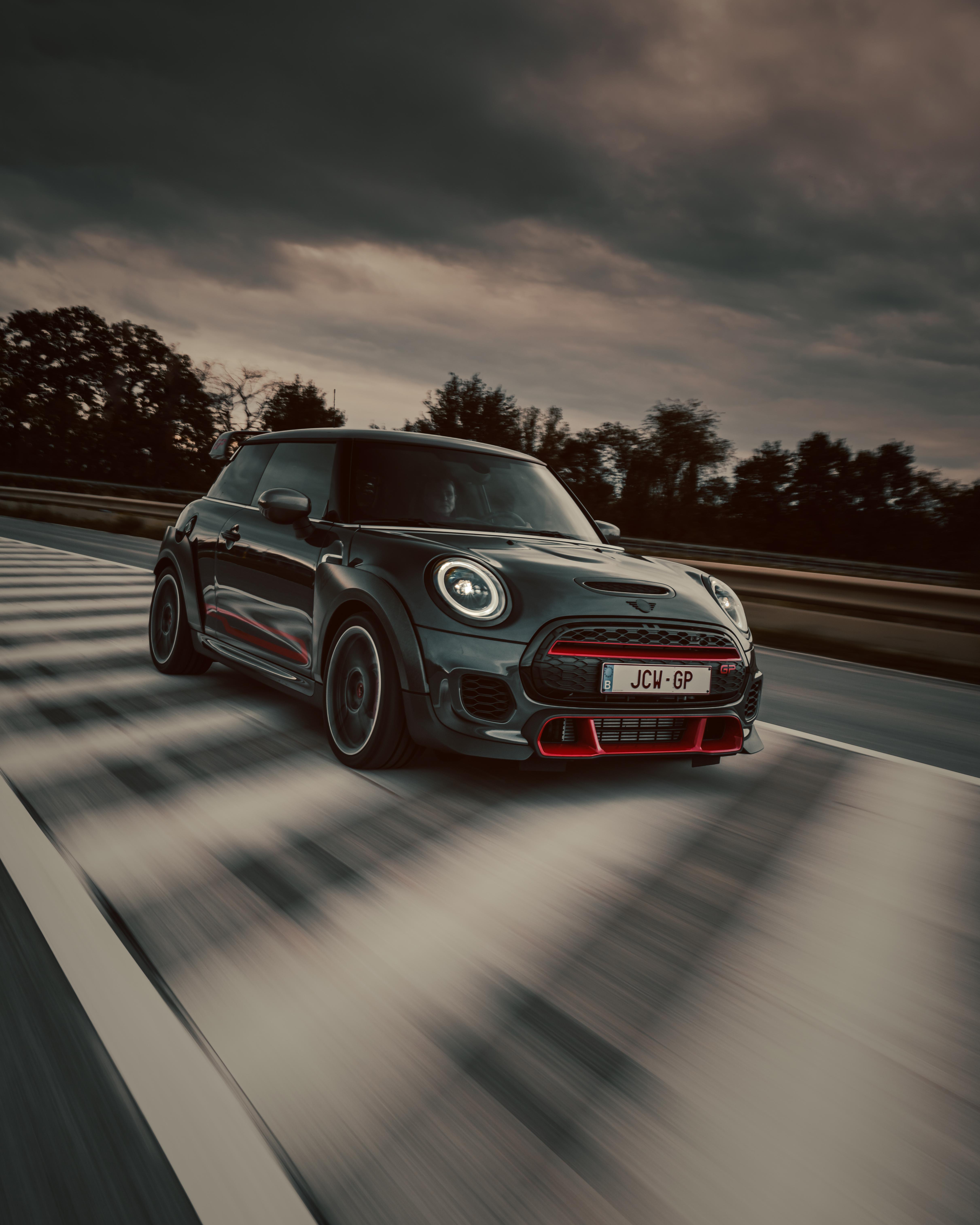 Rolling Mini GP3 | Scrolller