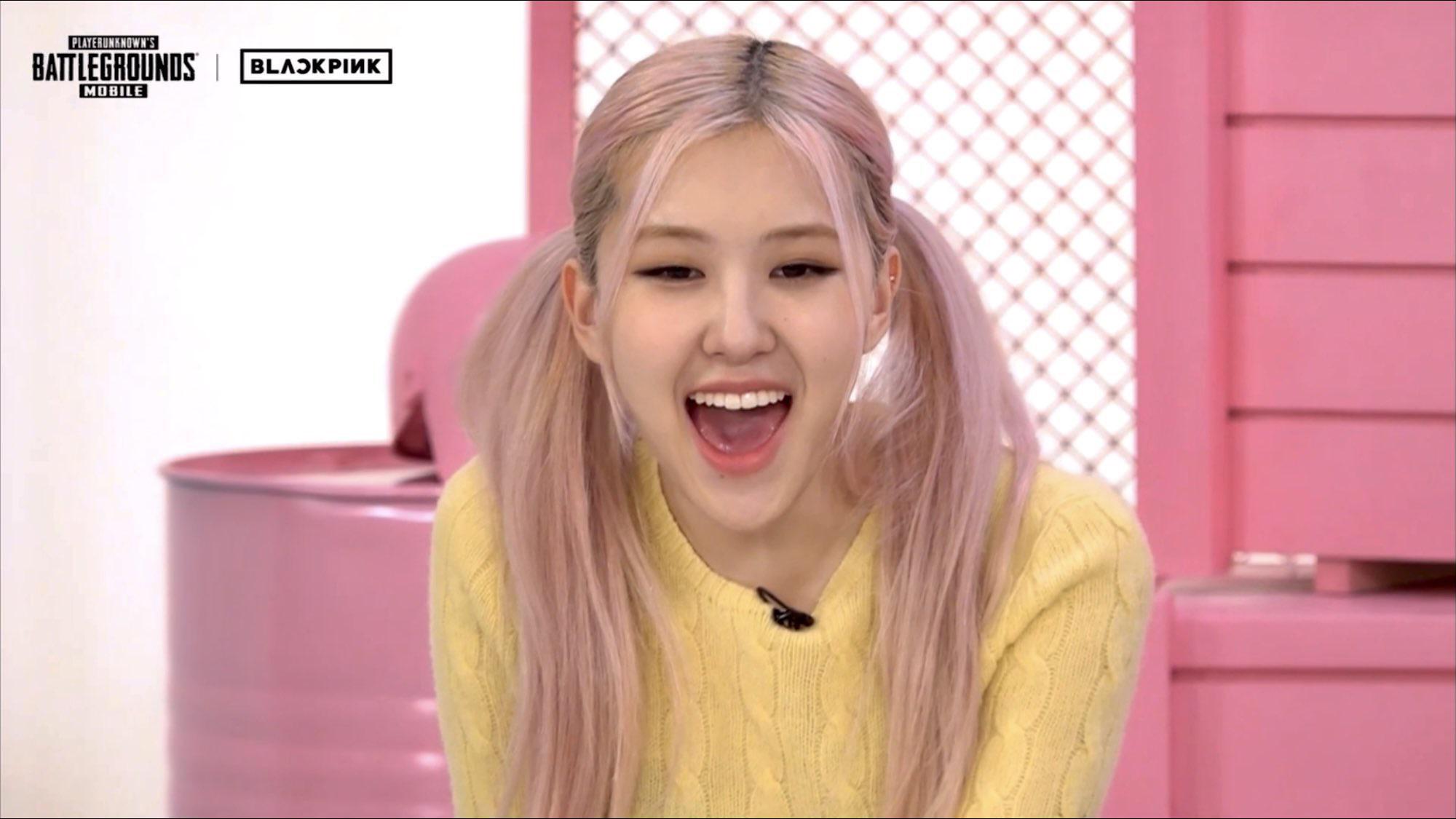 Rosé Scrolller
